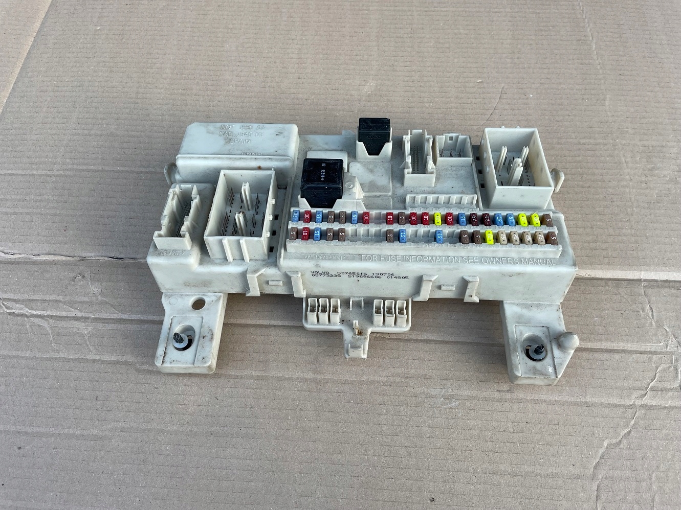 Volvo OE 30765015 za 250.00PLN z wlkp - Allegro - (15317671937)