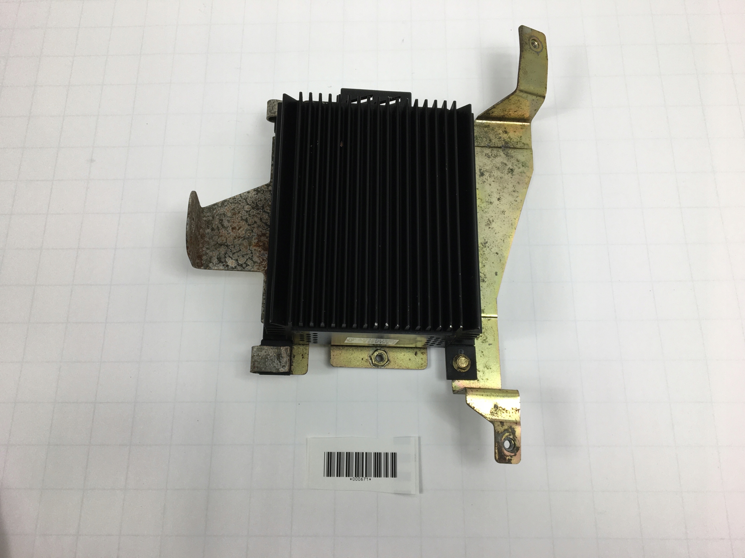 WZMACNIACZ ACTIVE BASS 1248201989 MERCEDES W124 19081167.618-819 za 499 ...