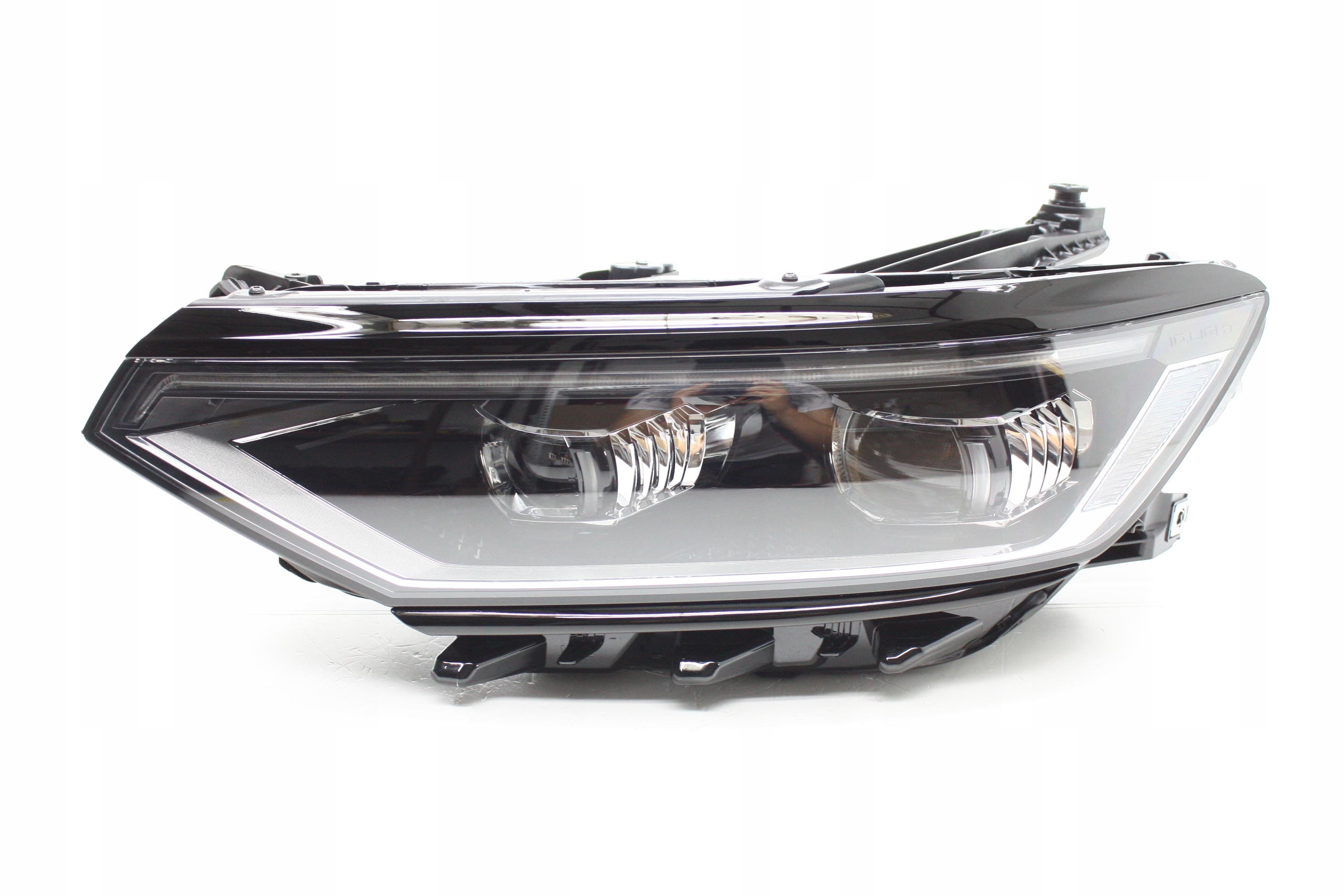 LAMPA PRZEDNIA LEWA FULL LED MATRIX VW PASSAT B8 za 2999.00PLN z ...