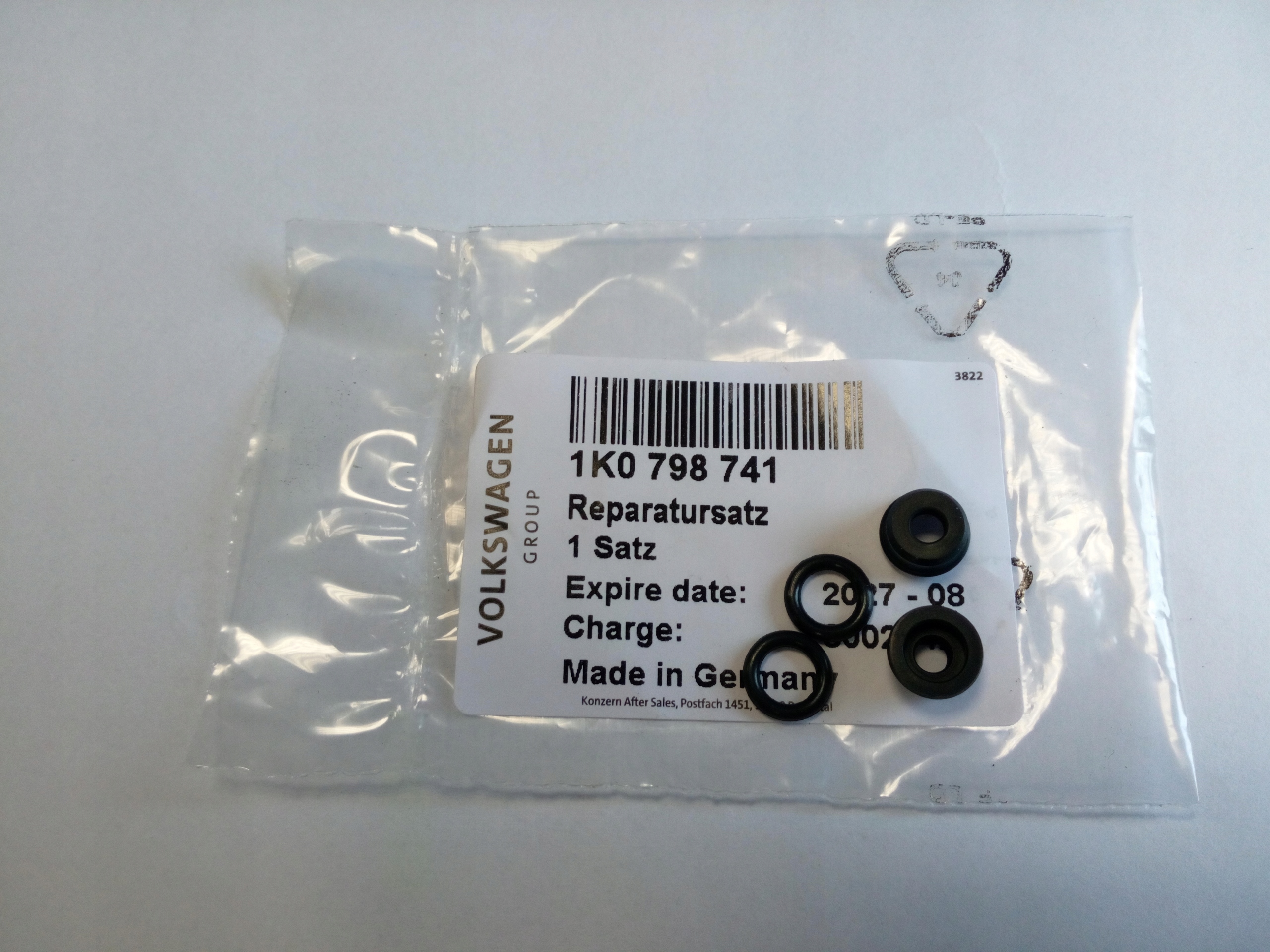 ZESTAW USZCZELEK PRZEWODU SPRZĘGŁA VW AUDI ORYG.* 1K0798741 za 59,99 zł ...