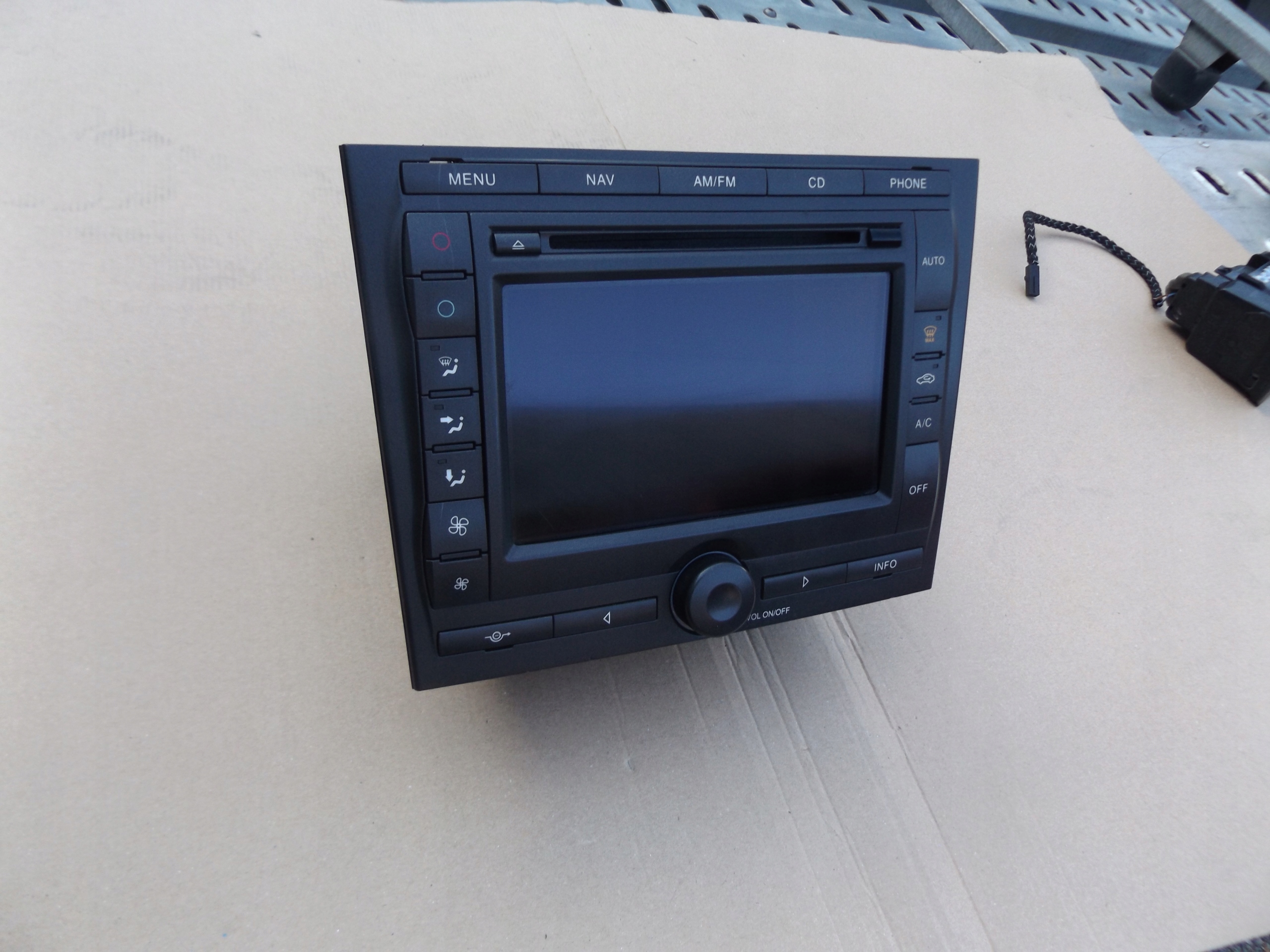 FORD MONDEO MK3 RADIO CD NAWIGACJA NAVIGATION KOD VP3M5F-18C821-DG za ...