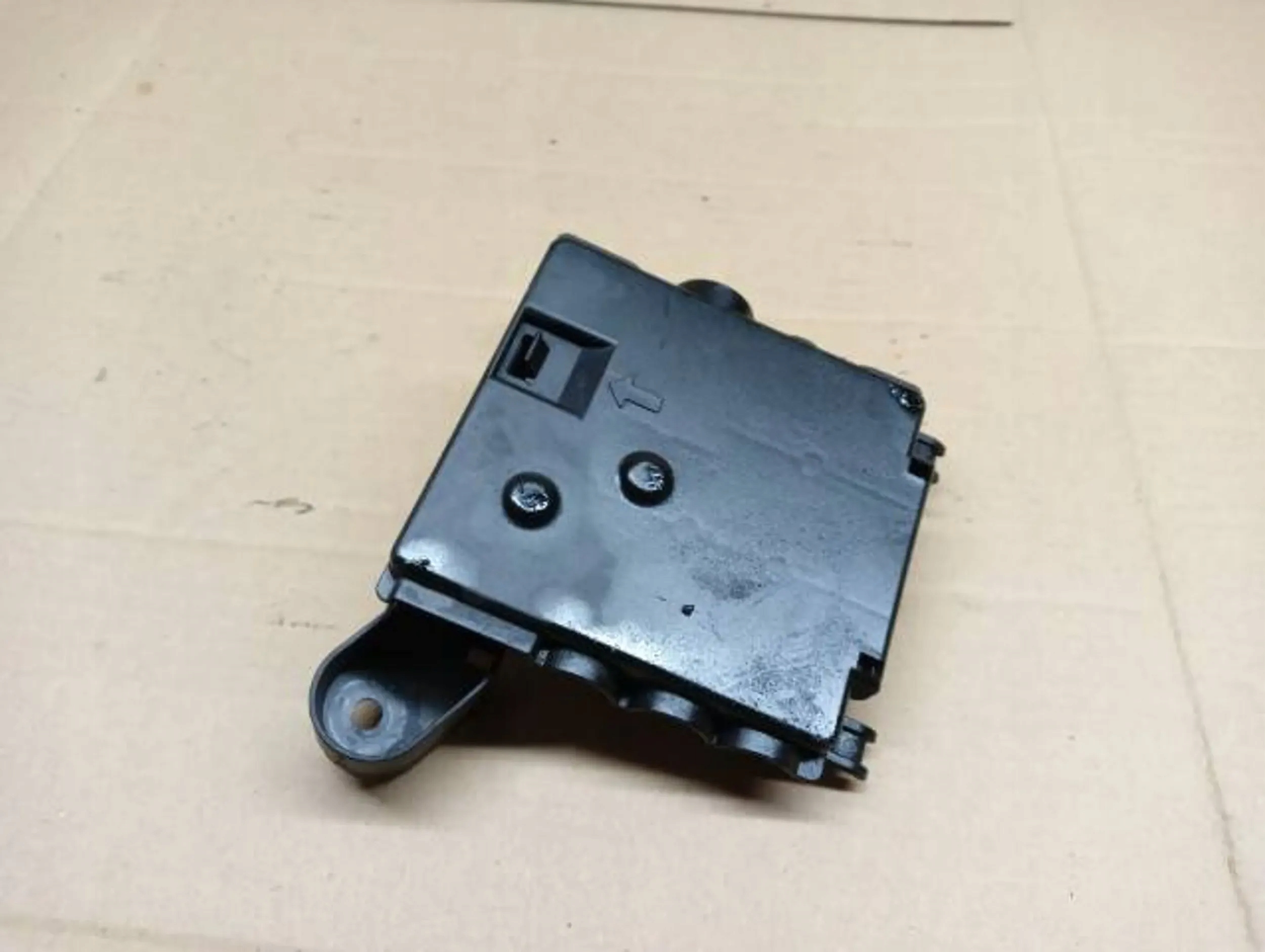 ROZDZIELACZ PRĄDU AUDI A6 C7 A7 A8 4G0937517B 4G0937517 za 10 zł z ...