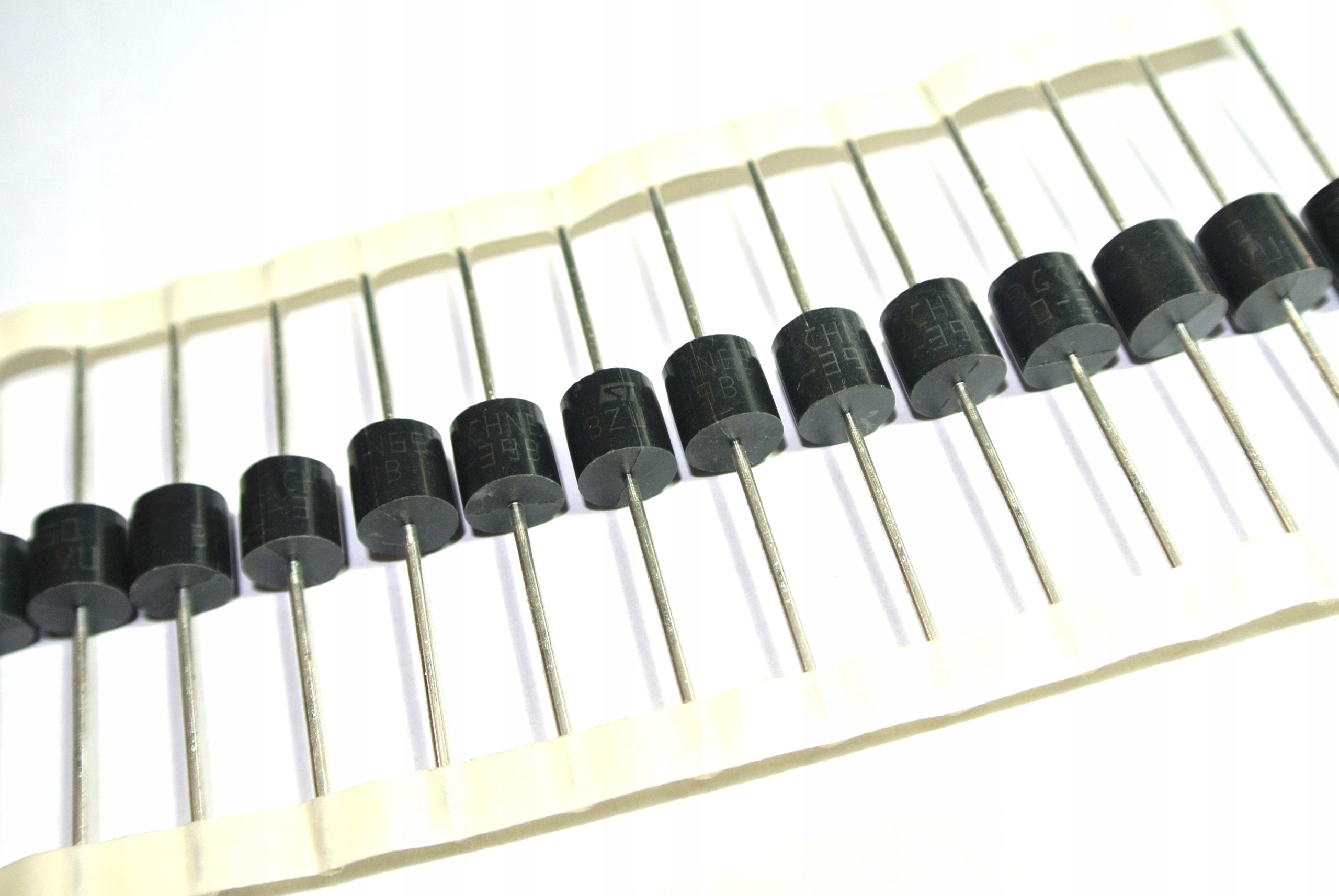 BZW50-39B STMicroelectronics Dioda TVS Transil dwukierunkowa 39V 5KW ...