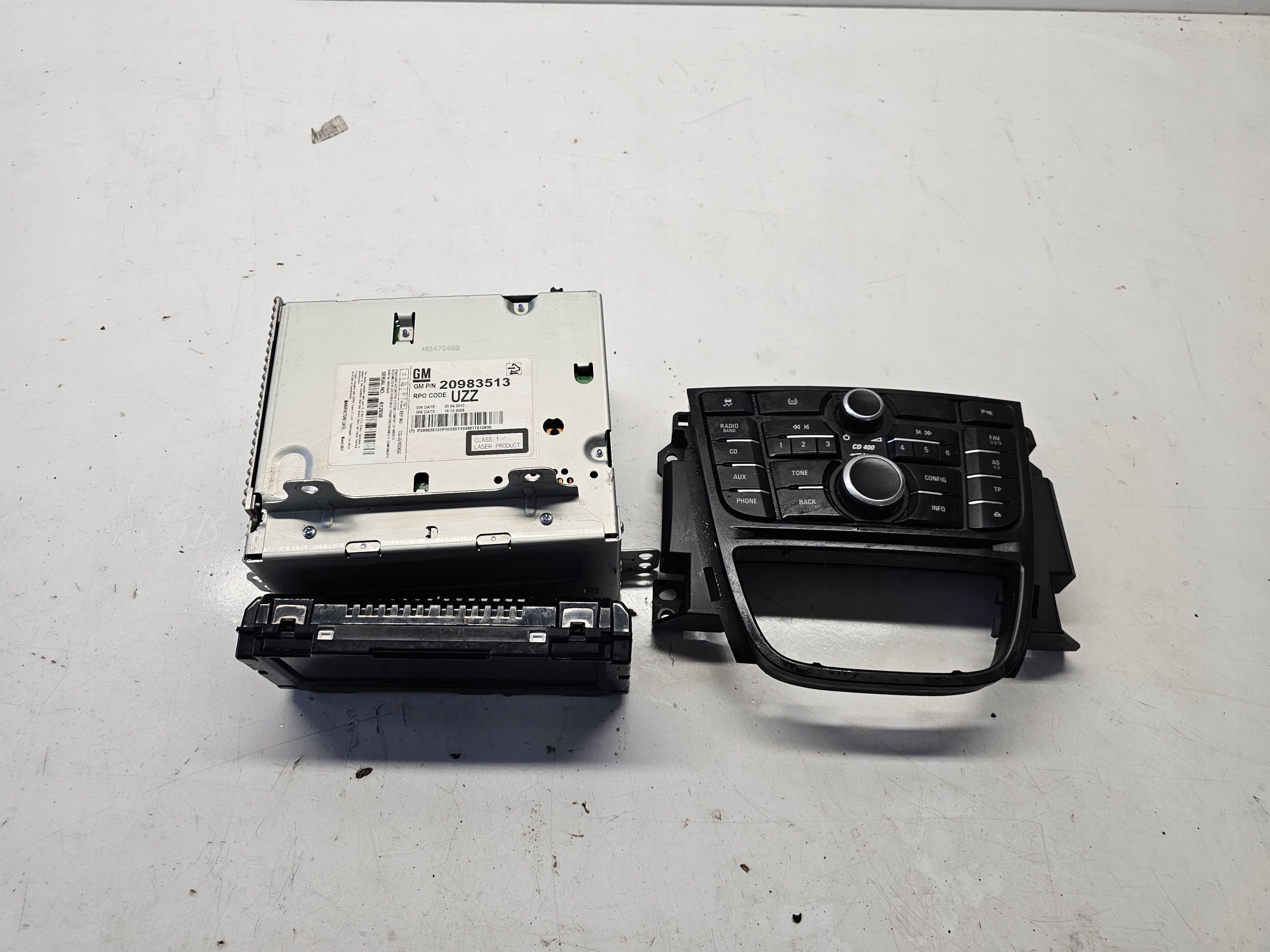 OPEL MERIVA B RADIO CD 400 ZESTAW 20983513 RADIO RADIOODTWARZACZ CD ...