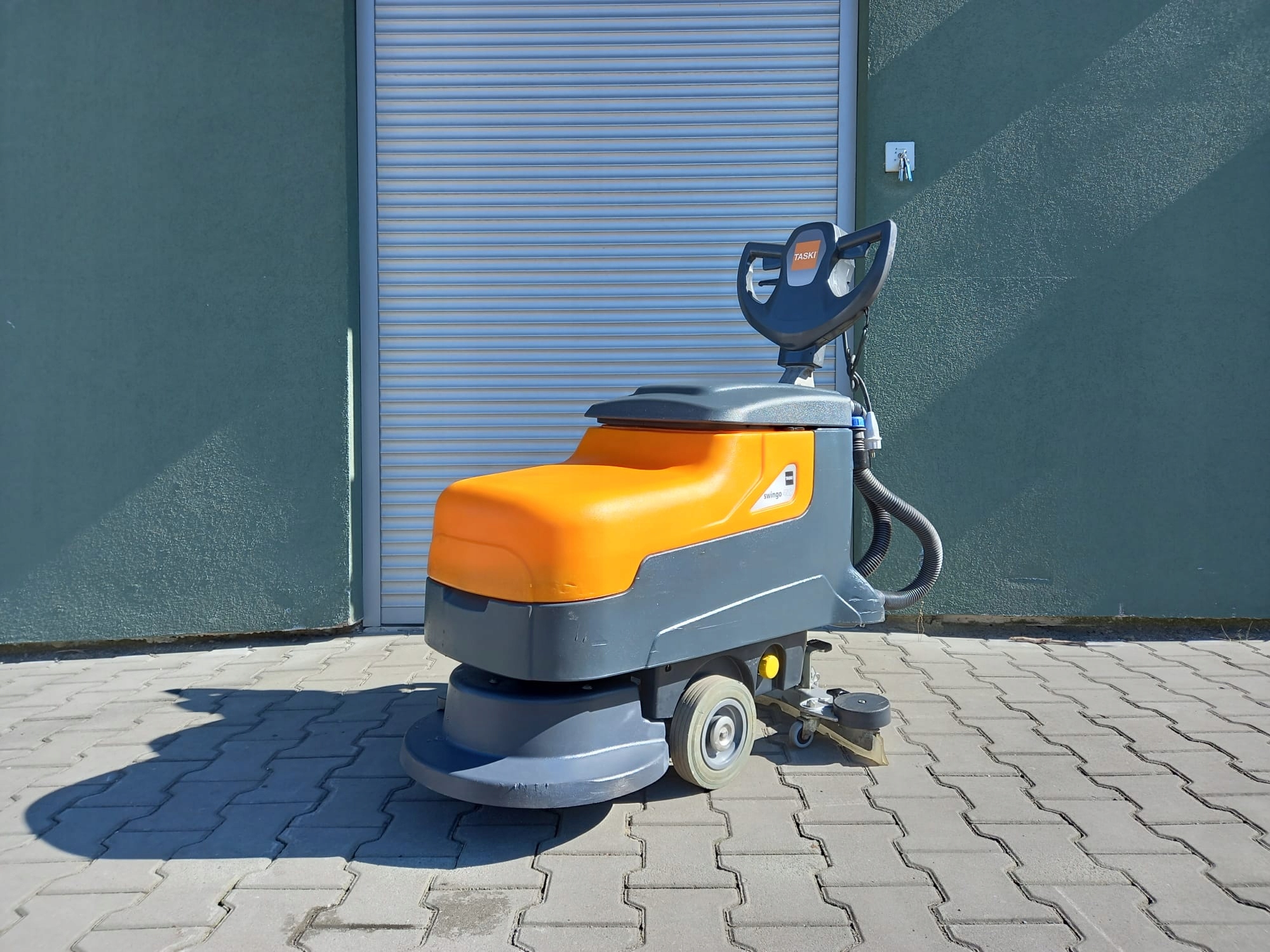 Szorowarka TASKI SWINGO CO 455 • Cena, Opinie • Automaty szorujące ...