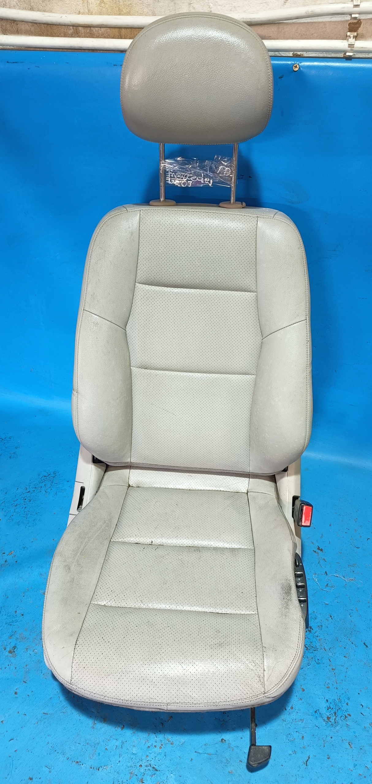 FOTEL PRAWY PRZÓD PASAŻERA REGULACJA MERCEDES C KLASA W203 07r. SKÓRA za 429.00PLN z Biała Nyska ...