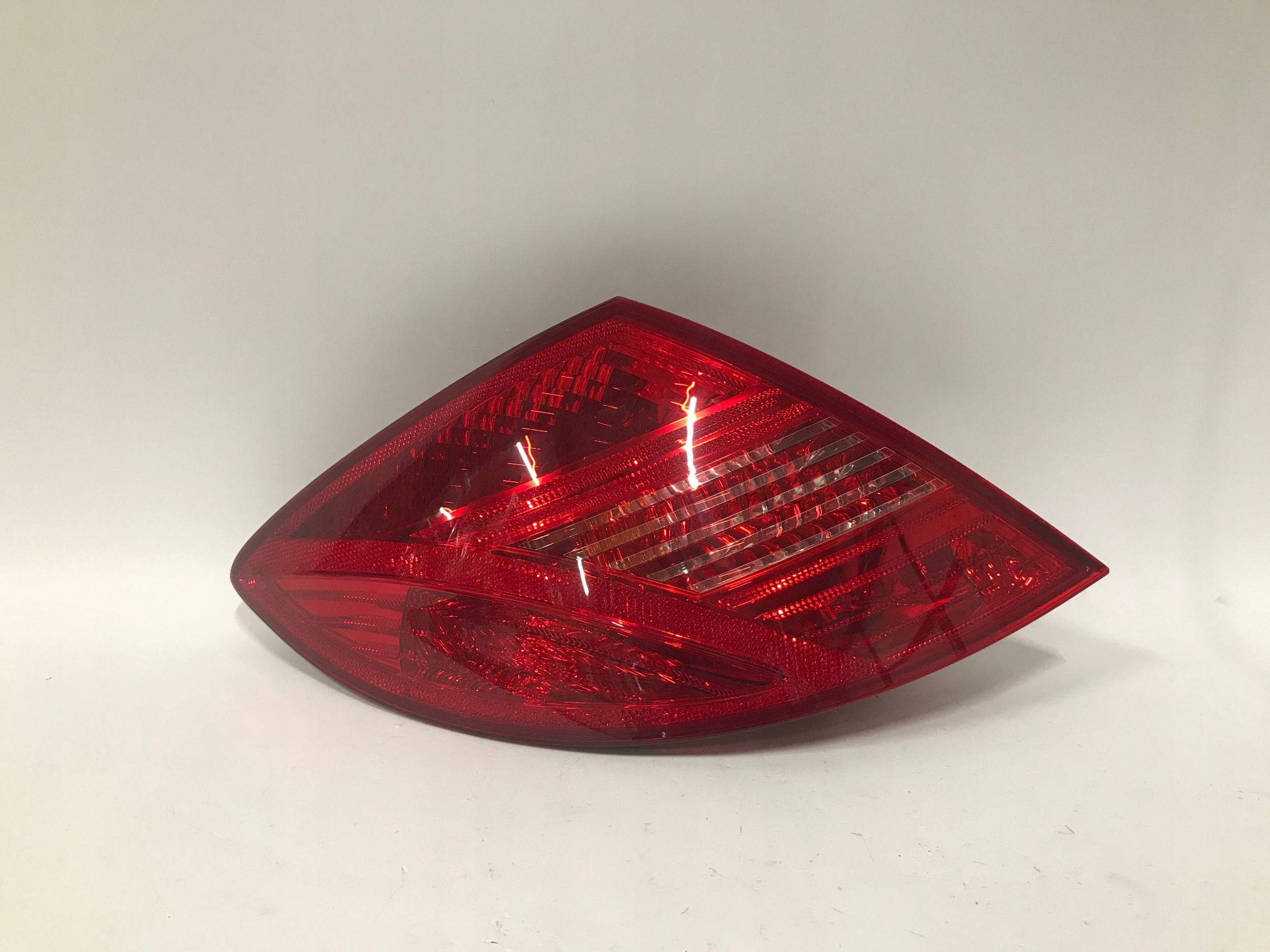 MERCEDES CL W216 LIFT 10-16 LAMPA TYLNA LEWA LED EUROPA IDEALNA! za ...