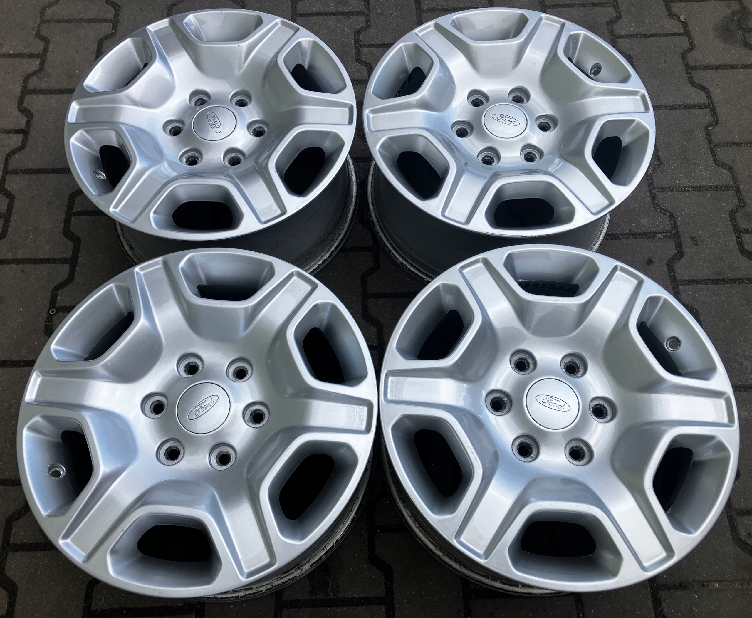 Felgi aluminiowe 17 FORD RANGER III IV V Bronco Everest KPL za z ...
