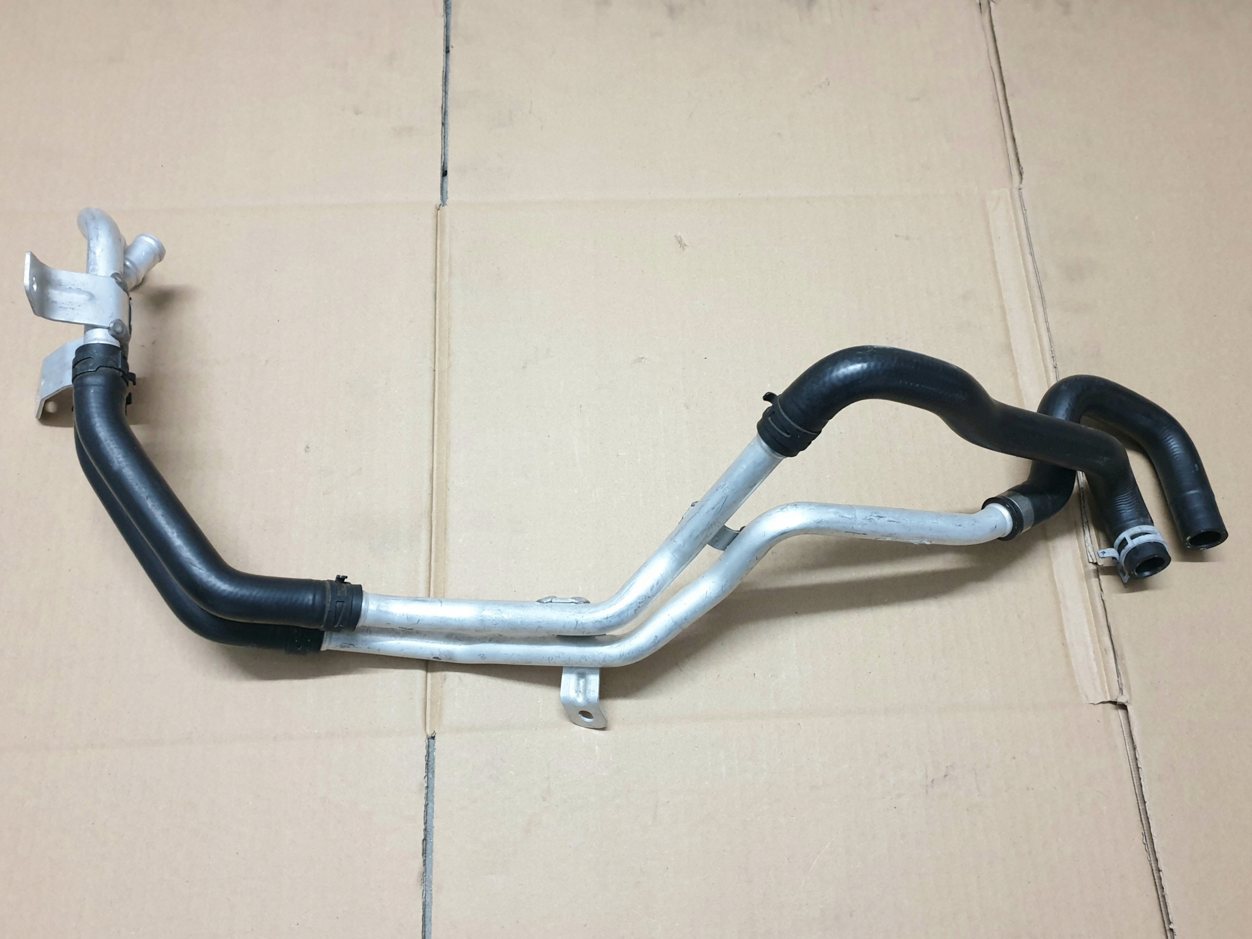 PRZEWÓD RURA WĄŻ WODY MERCEDES W447 A4478320015 A-447-832-00-15 za 199 ...