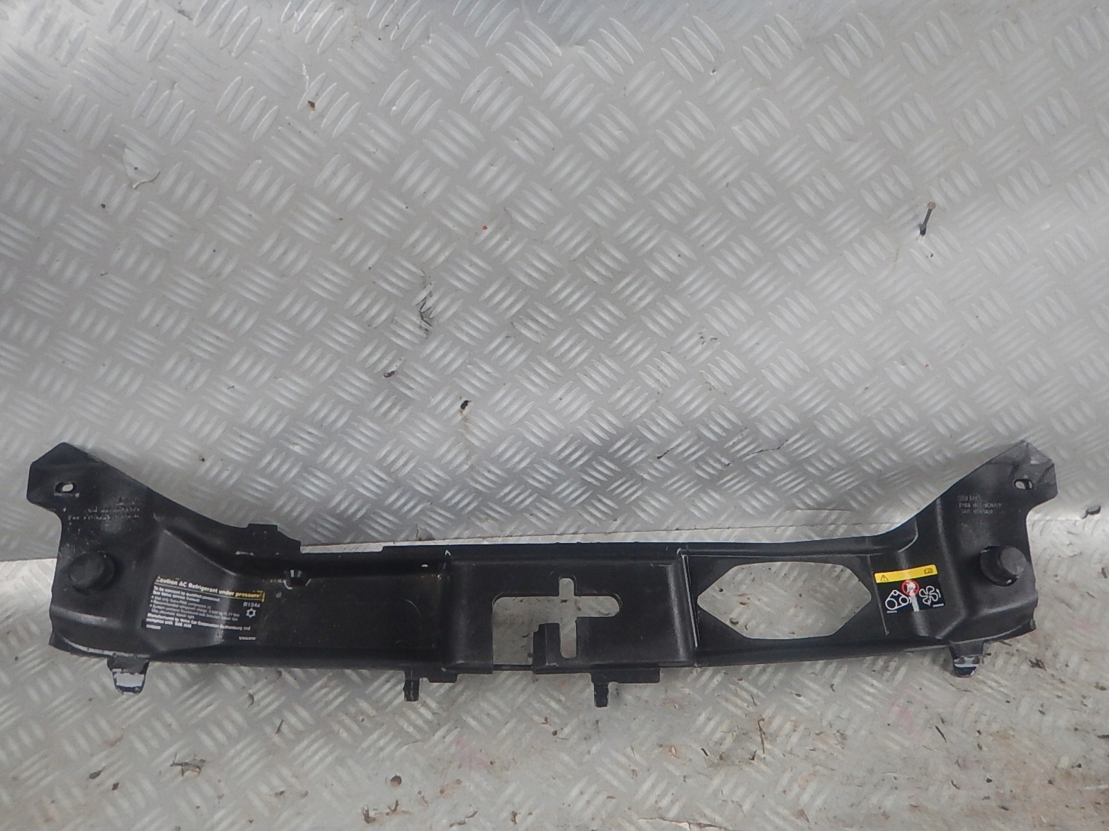 Volvo XC90 II 15- 31425917 BELKA GÓRNA Panel mocowania chłodnicy / góra ...