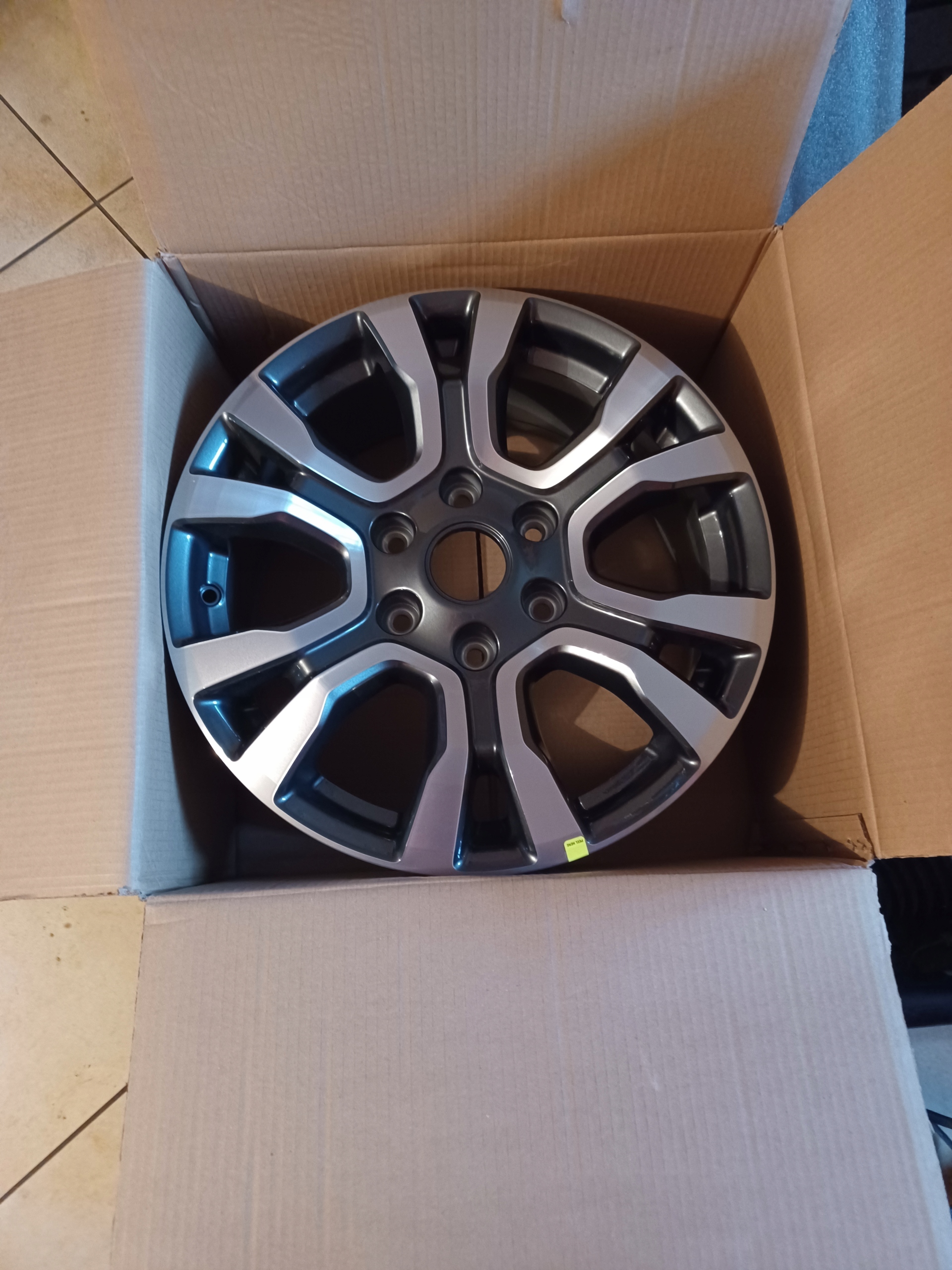 Felga ford ranger 18 8.0,et 55 Nowa!! F0066KG za 700 zł z Marklowice ...