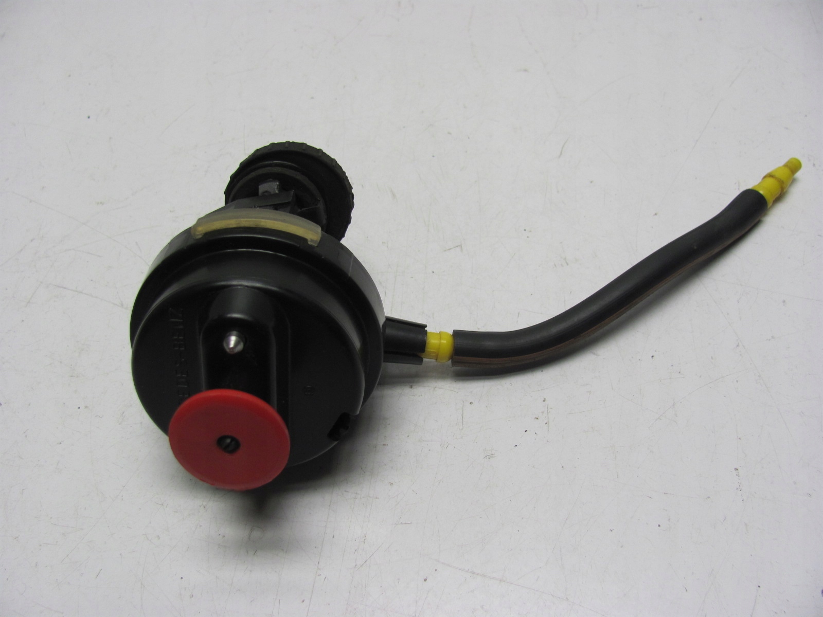 Mercedes R129 SL Siłownik klapki wlewu paliwa 4510311292514 za 385 ...