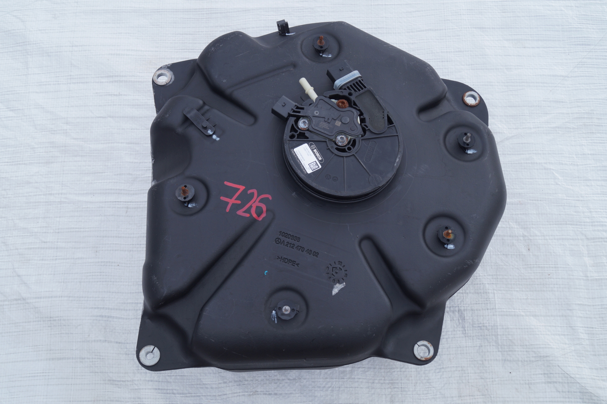 ZBIORNIK POMPA ADBLUE MERCEDES E-KLASA W212 A212 A2124704802 F01C250142 ...