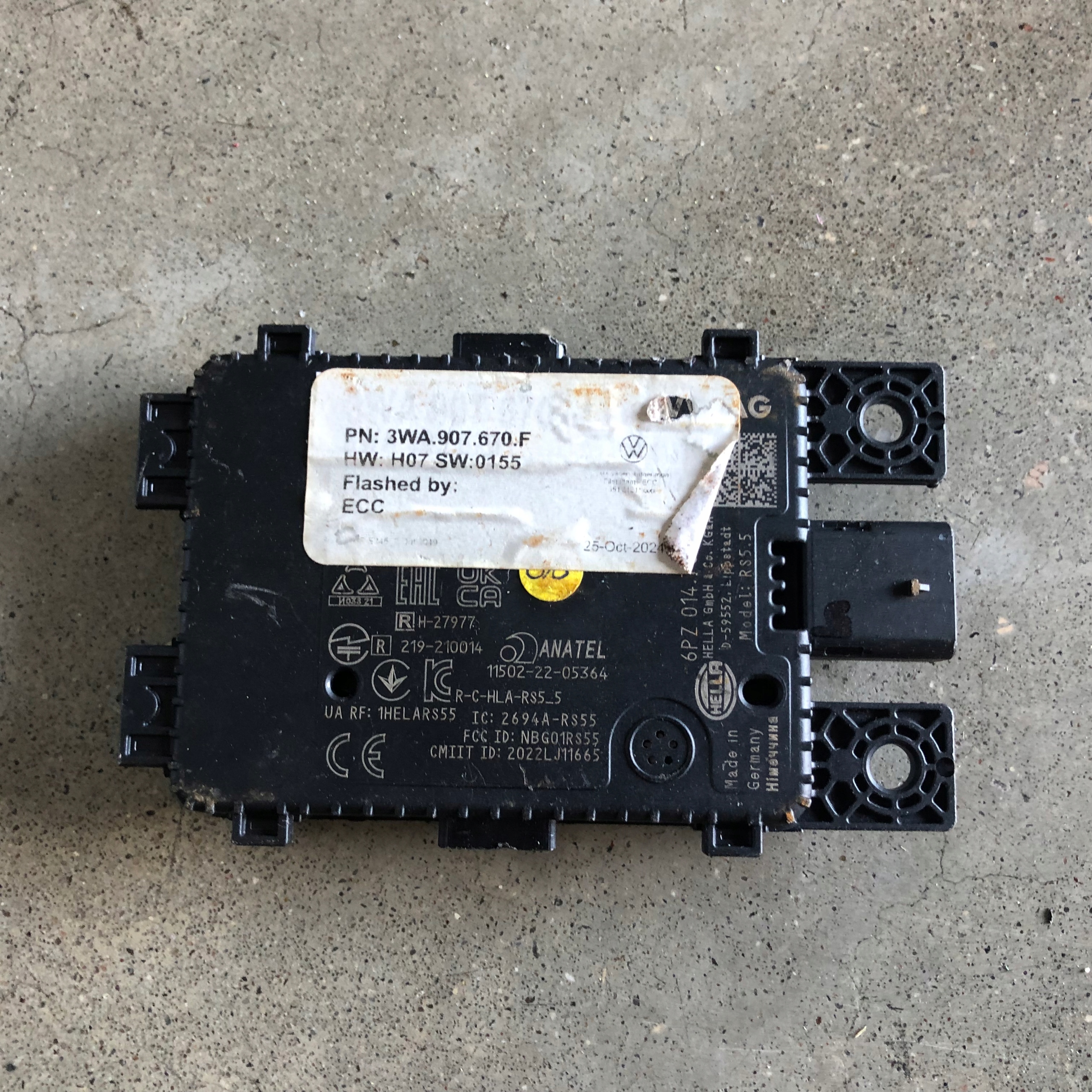 Audi VW SENZOR PŘEDNOSTI RADAR DISTRONIC 3WA907670F..., • Ceny, Recenze ...