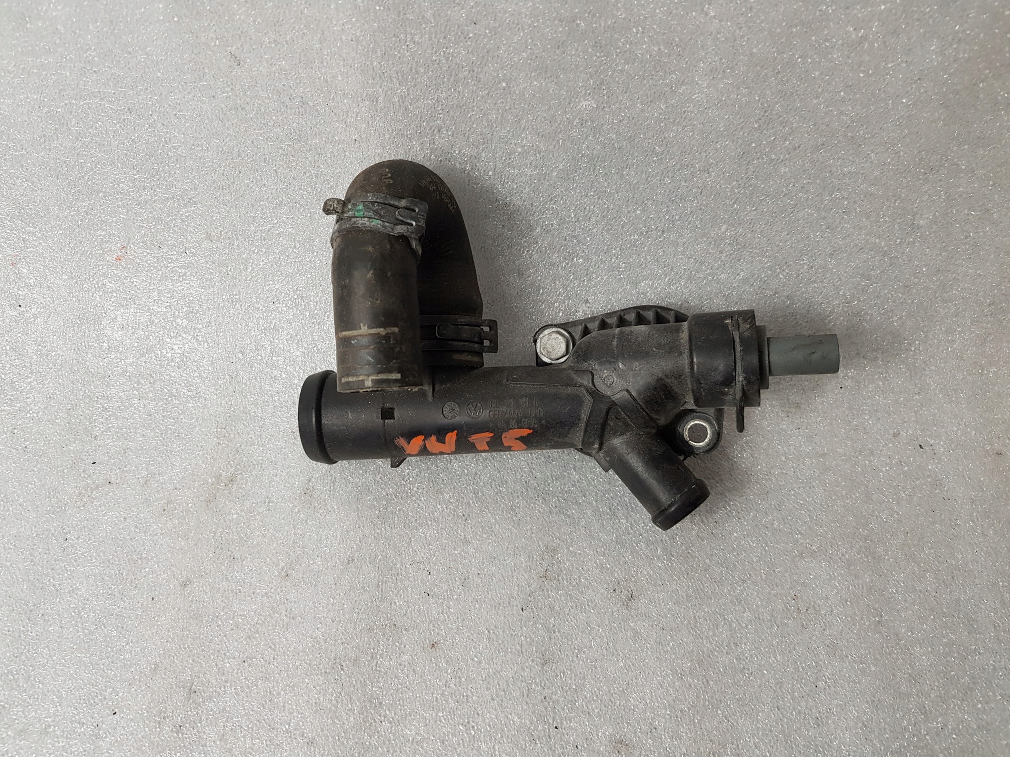 VW T5 2.0 TDI KRÓCIEC WĄŻ WODY CIECZY 03L121131K • Cena, Opinie - Allegro