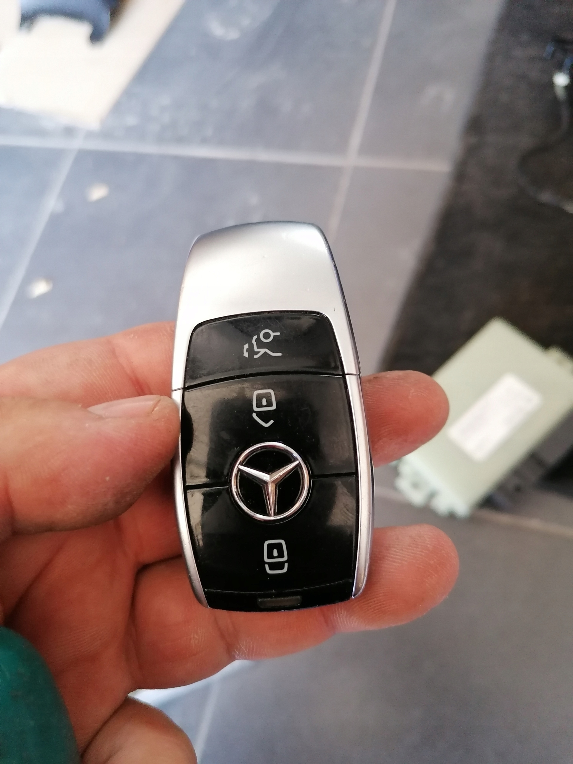 MERCEDES W213 KLUCZYK KLUCZ 2017 PILOT SMART KEY • Cena, Opinie - Allegro