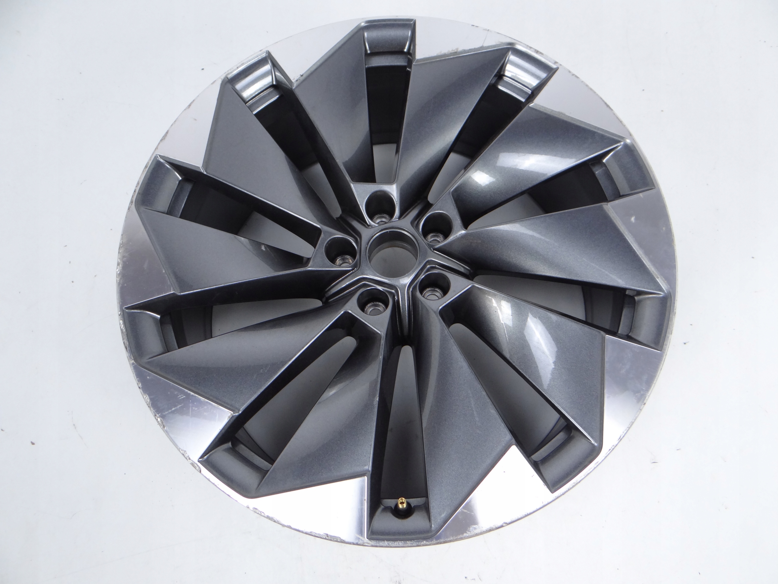 Felga aluminiowa Skoda OE ENYAQ 9.0" x 21" 5x112 ET 42 za 1000.00PLN z ...