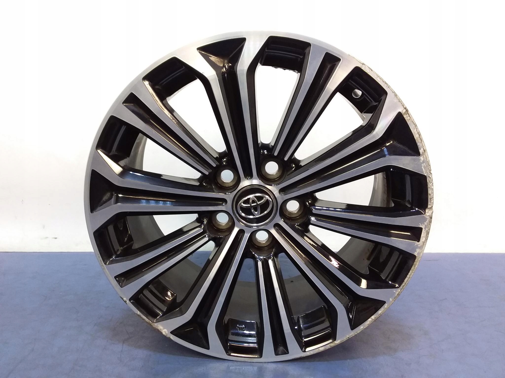 TOYOTA COROLLA E21 FELGA ALUMINIOWA 17 5X114.3 za 506.00PLN z Łochów ...