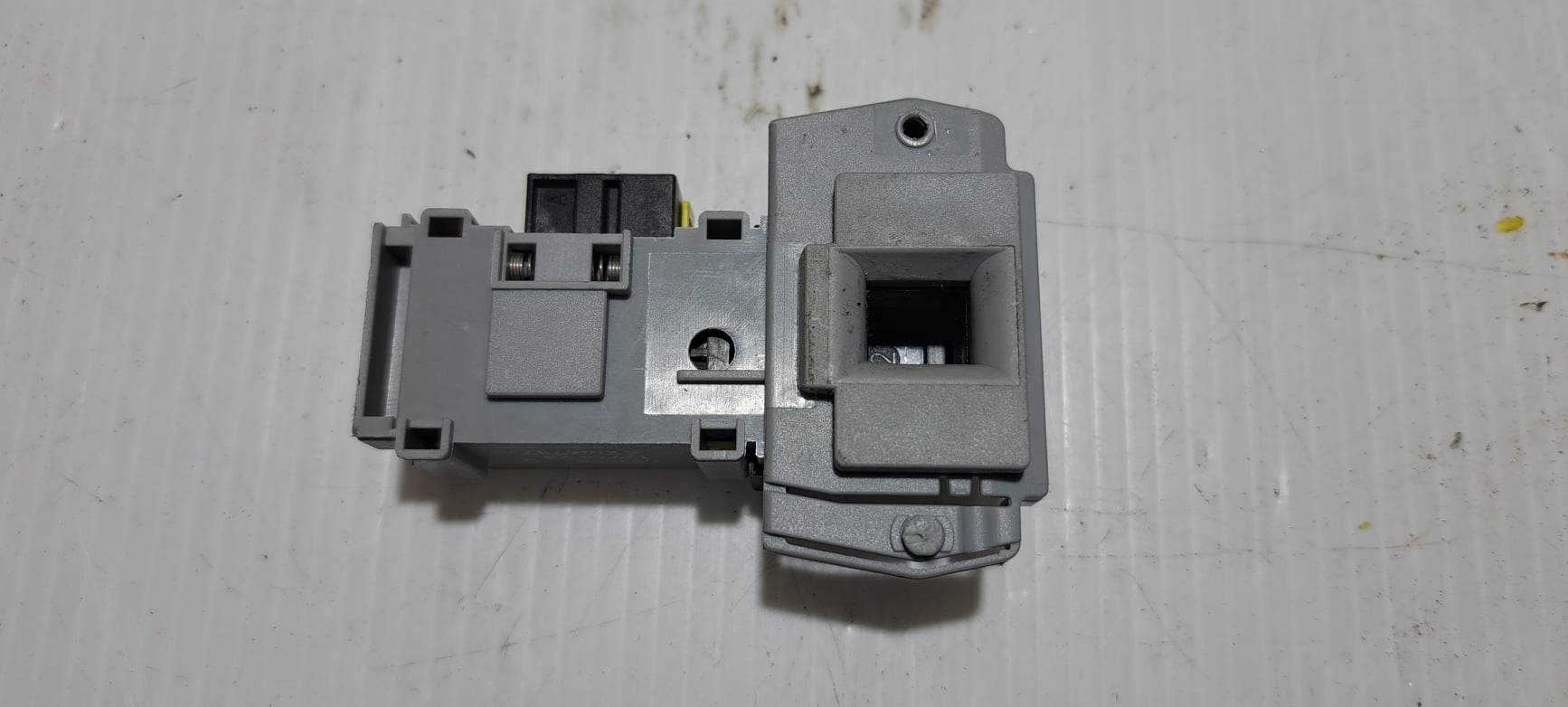 BLOKADA DRZWI PRALKI CANDY CS4 127TXME/1-S - Sklep, Opinie, Cena w Allegro