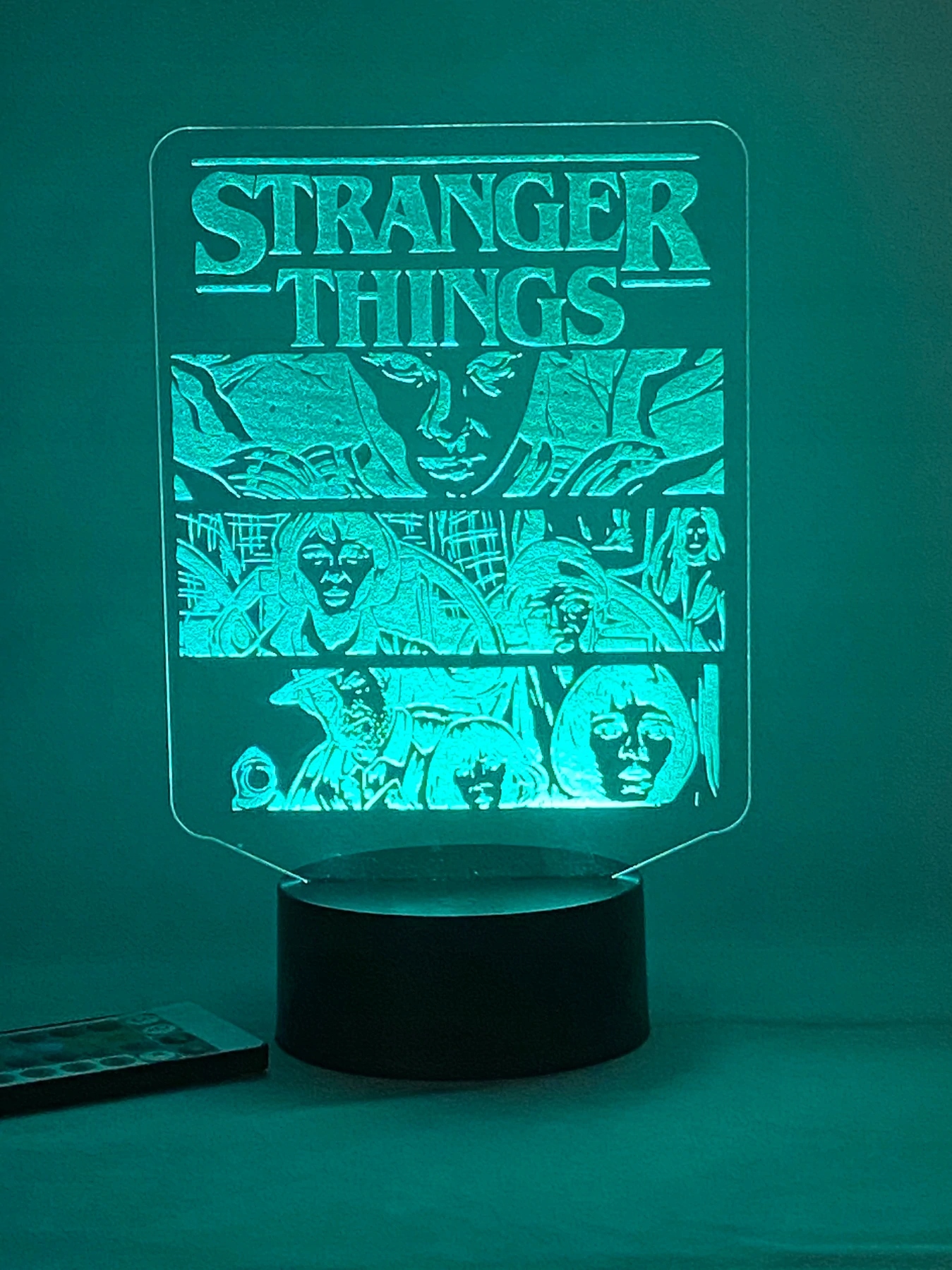 Lampka Nocna 3D Led Stranger Things Prezent Grawer - Plexido | Sklep ...