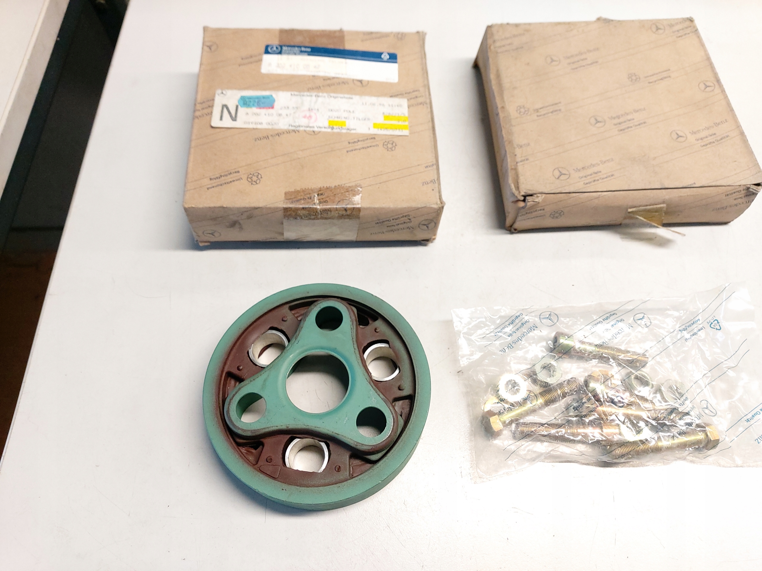 MERCEDES W124 W201 TŁUMIK DRGAŃ WAŁU A2024100847 za 750.00PLN z Gorzów ...