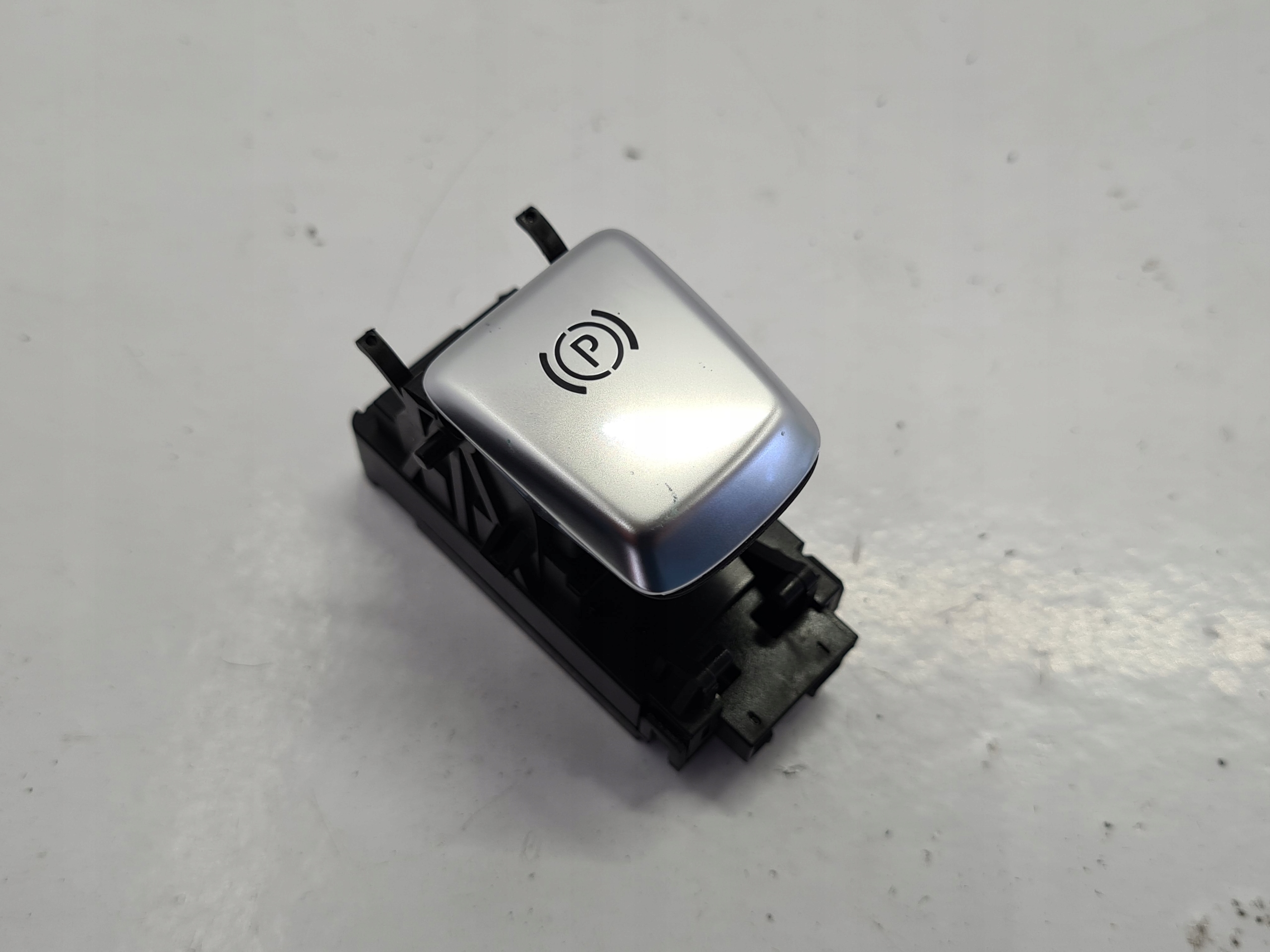 Przełącznik przycisk hamulca Mercedes-Benz OE A2059051516 za 115.00PLN ...