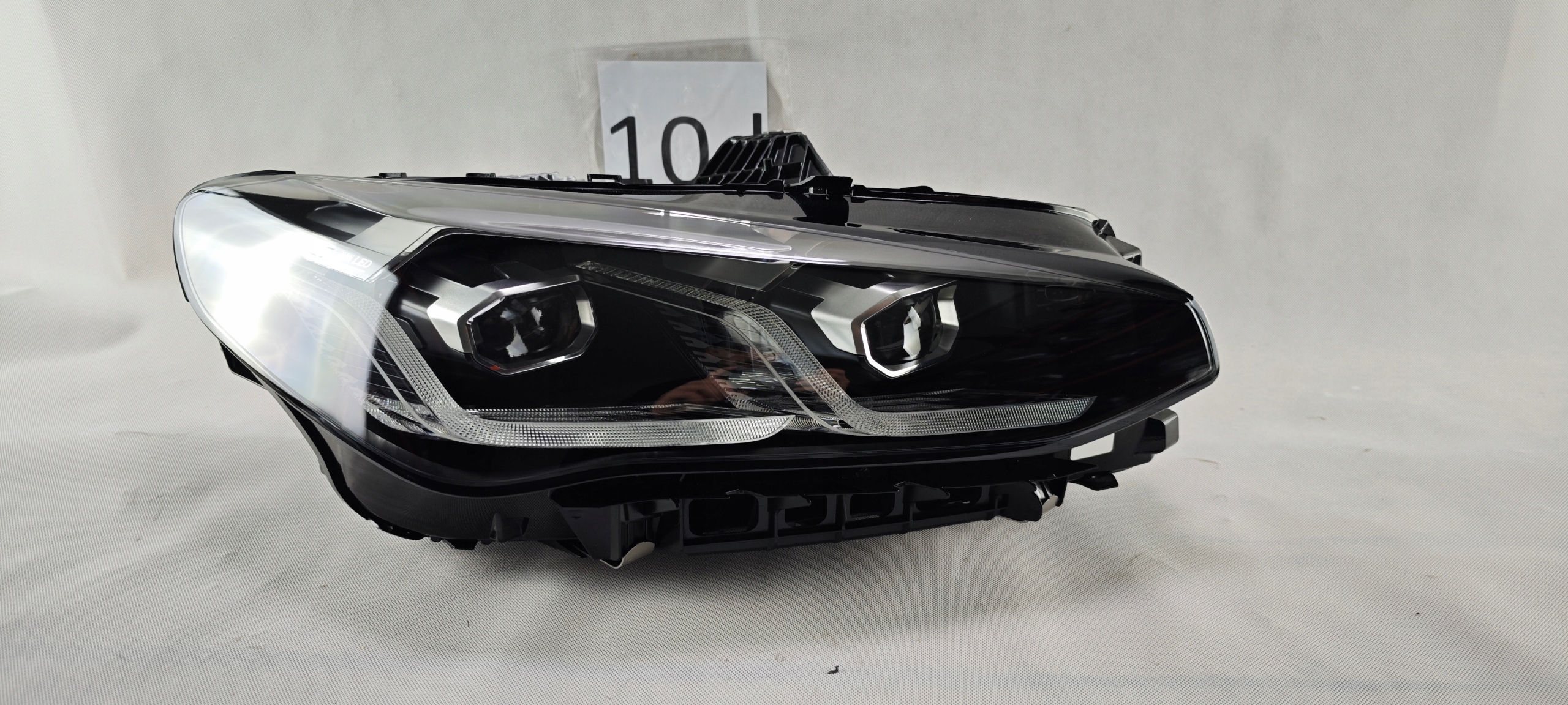 BMW U06 FULL LED PRAWY REFLEKTOR LAMPA PRAWA 5A42248 za 2200.00PLN z Wijewo - Allegro - (9764836827)