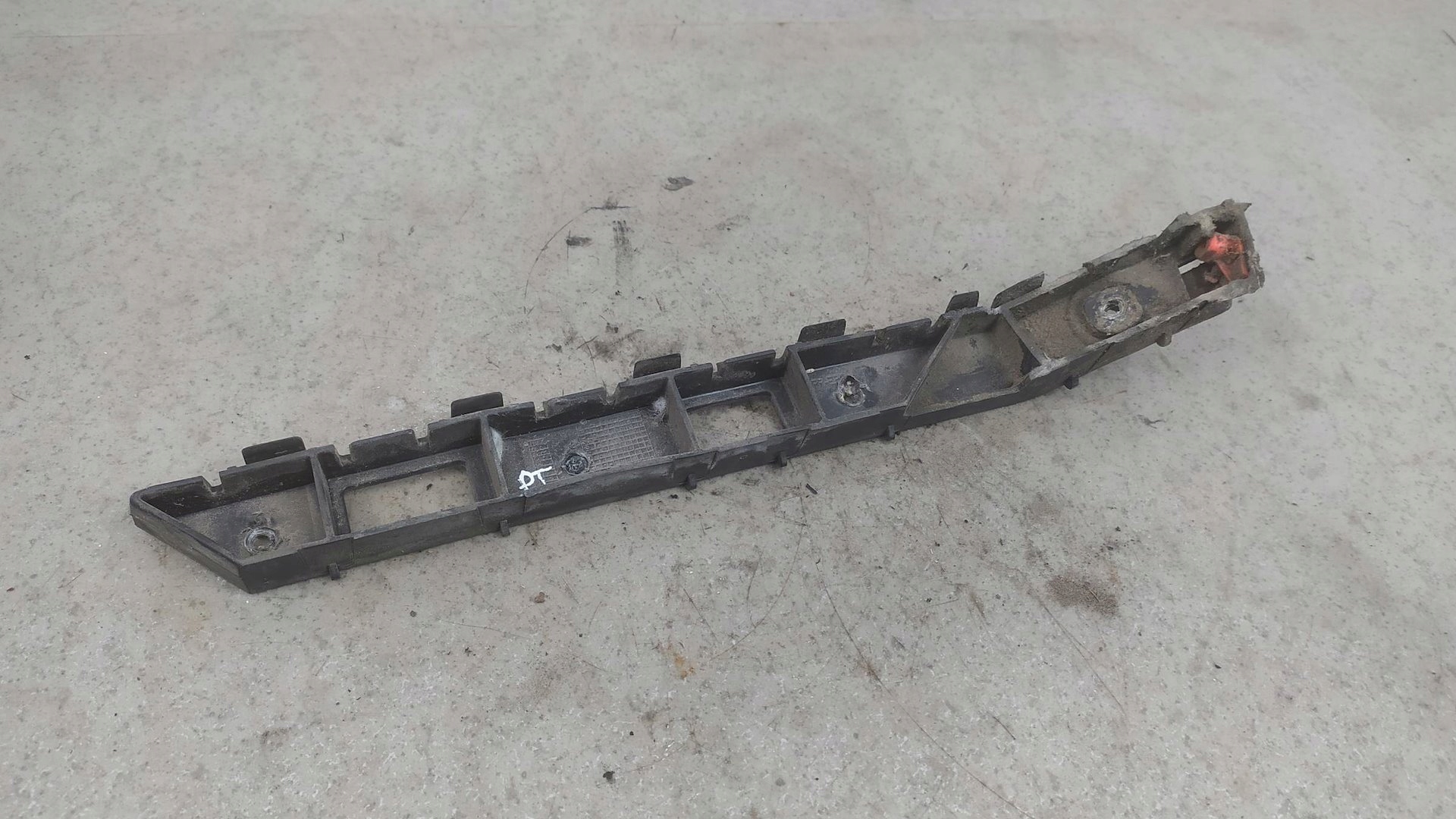 24460467 Ślizg Zderzaka Prawy w Elementy mocujące do zderzaków - Allegro.pl