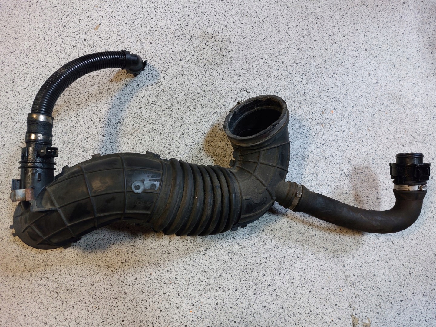 Przewod powietrza rezonator BMW OE 8578651 - porównaj ceny - Allegro.pl