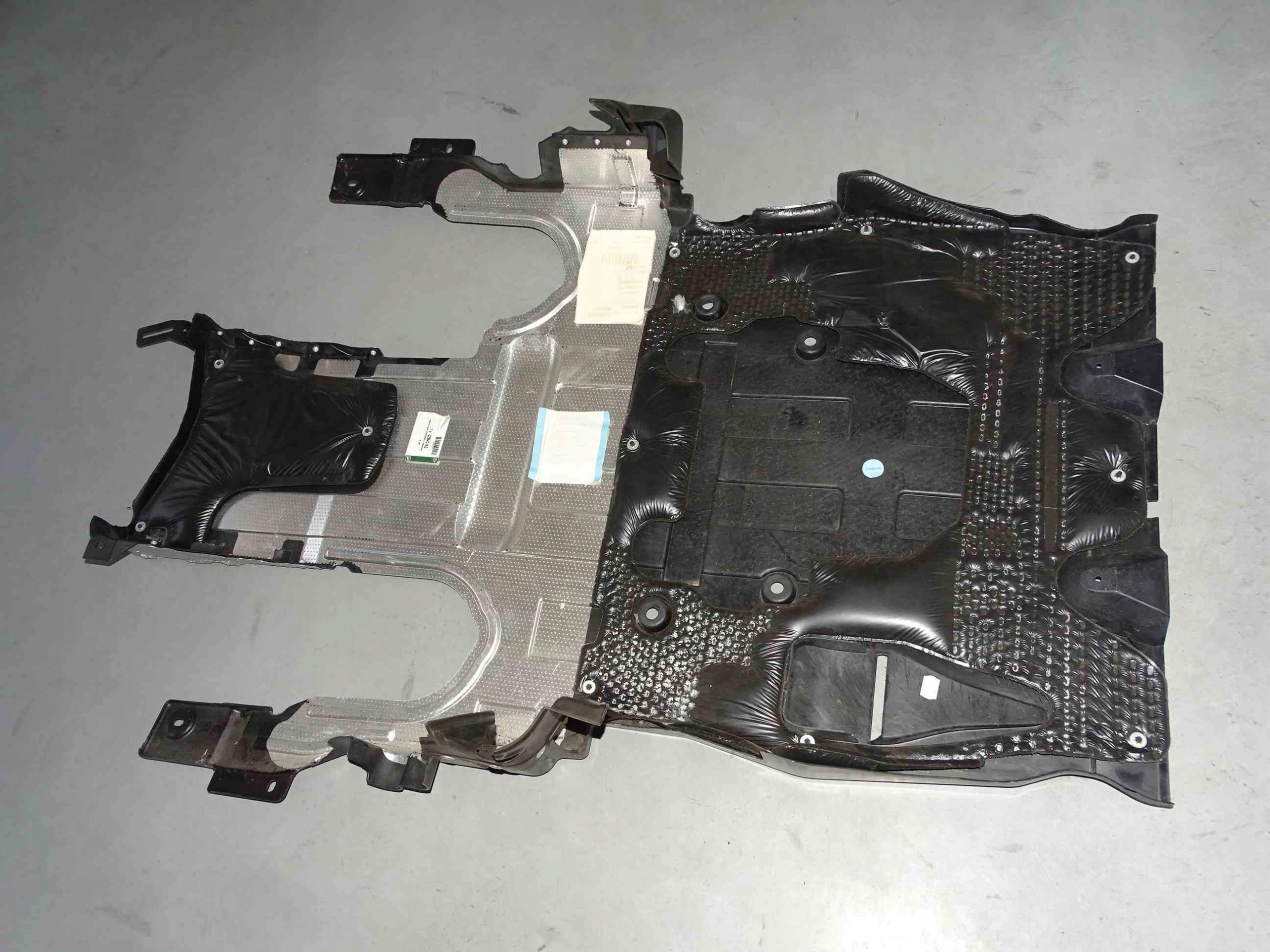 C2D40163 - Нова нижня кришка двигуна JAGUAR XJ X351 2010-2016 купити на ...