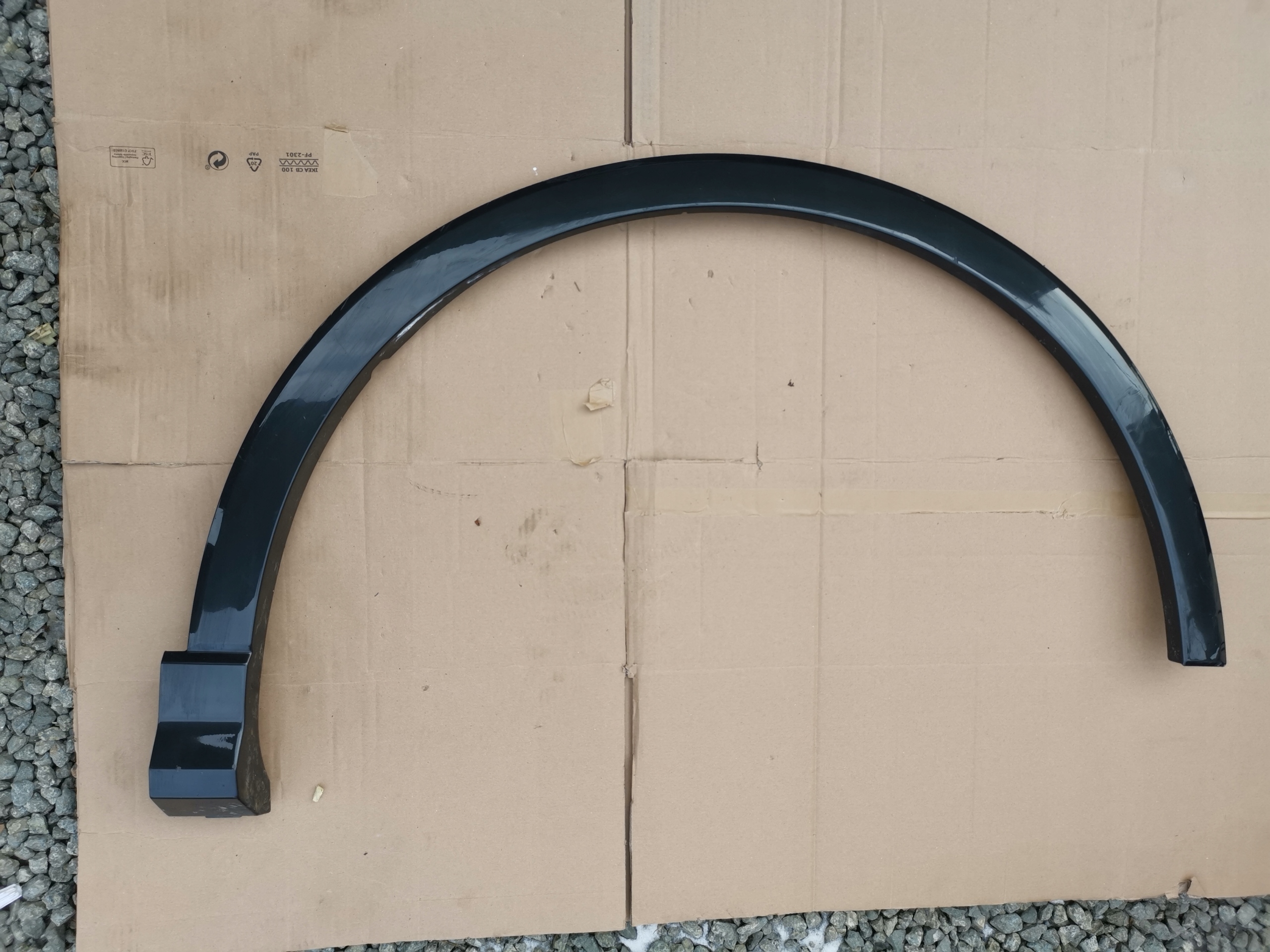 AUDI Q3 LISTWA BŁOTNIKA PRAWY PRZÓD 83A853718A AUDI Q3 LISTWA BŁOTNIKA ...