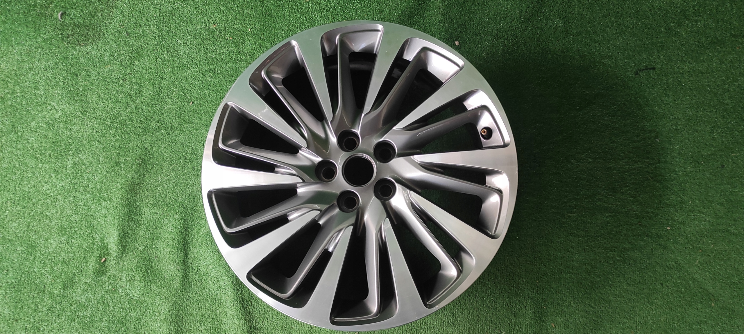 Felga aluminiowa Opel OE Mokka 7.5" x 18" 5x105 ET 44 - porównaj ceny ...