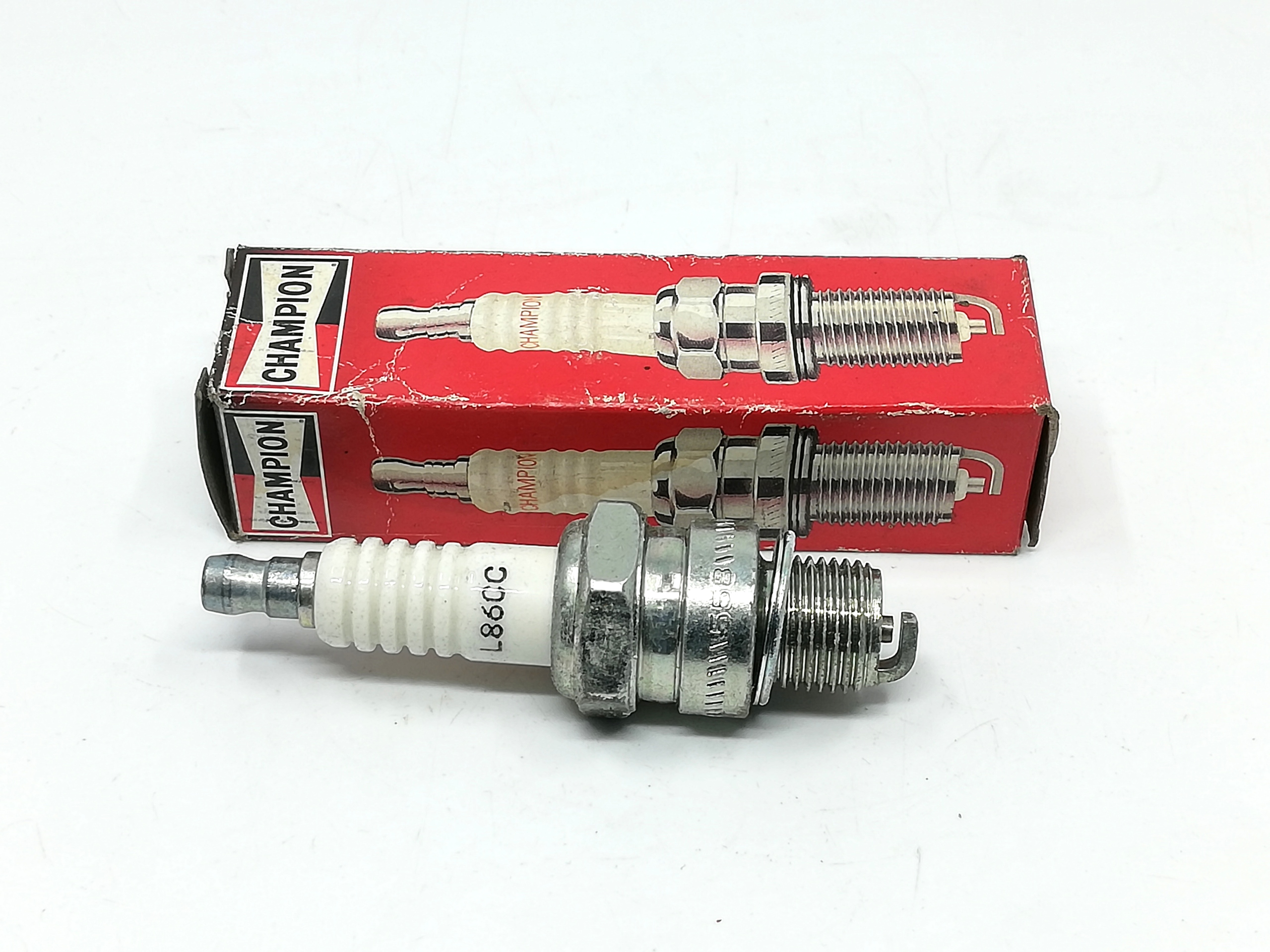 Купить СВЕЧА ЗАЖИГАНИЯ VW KAEFER WARTBURG 3523 L86CC: отзывы, фото и ...