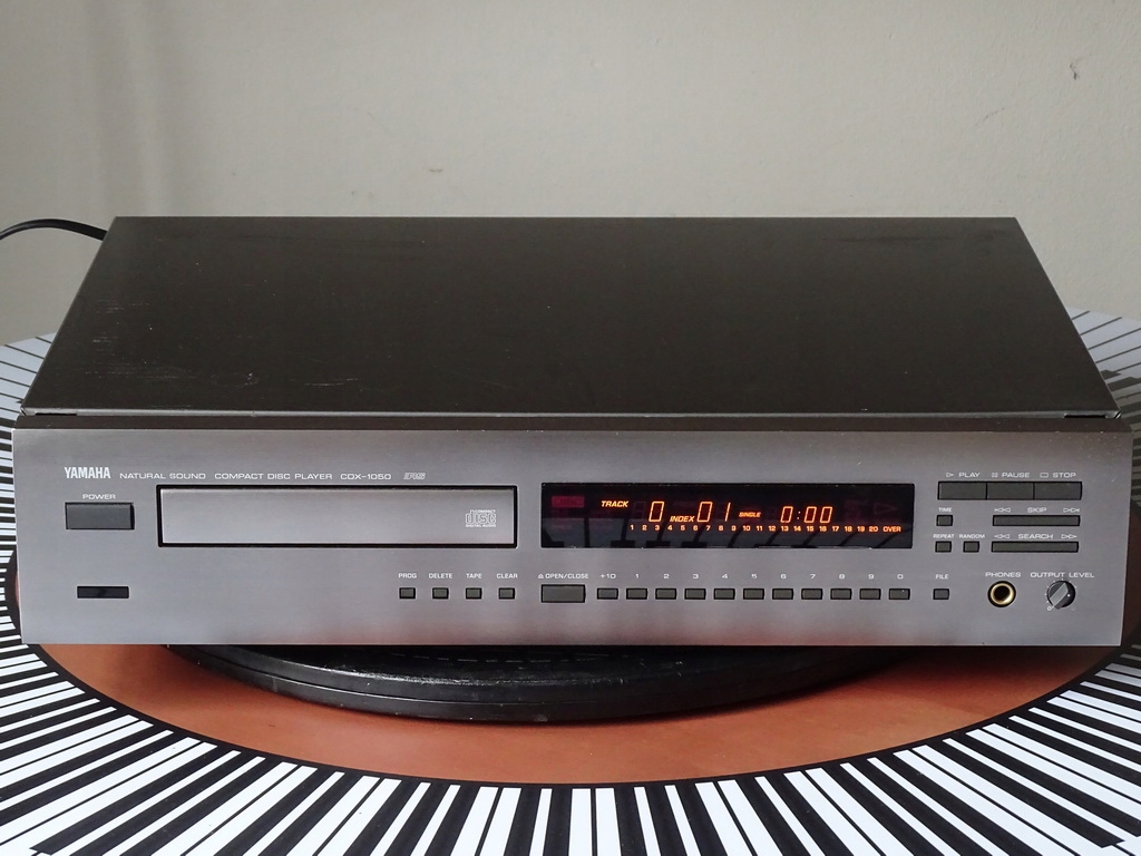 Yamaha ODTWARZACZ CD YAMAHA CDX-1100 - Sklep, Opinie, Cena w Allegro