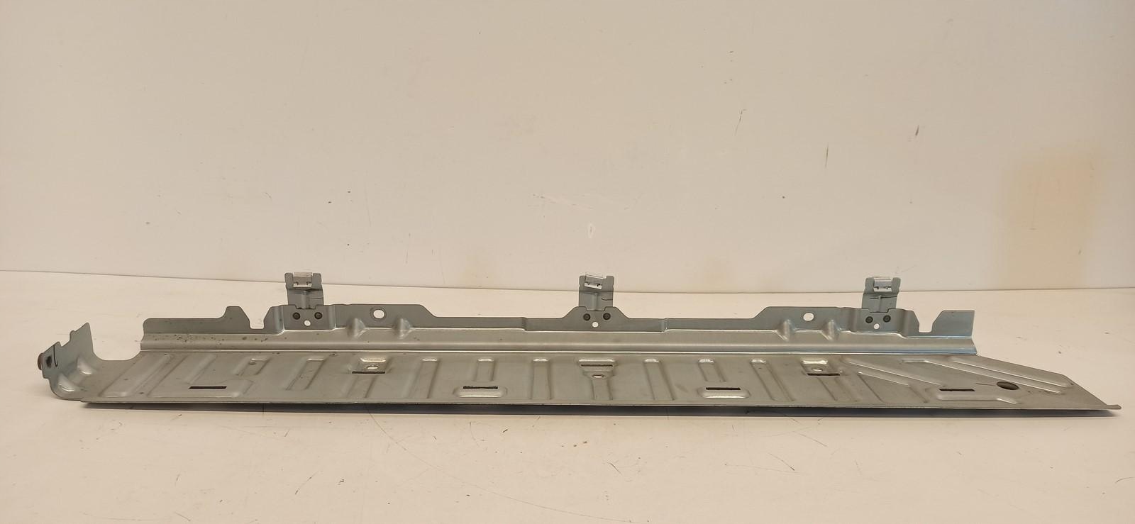 MERCEDES VITO W447 WZMOCNIENIE STOPNIA LEWE A4477303400 A4477303400 za ...