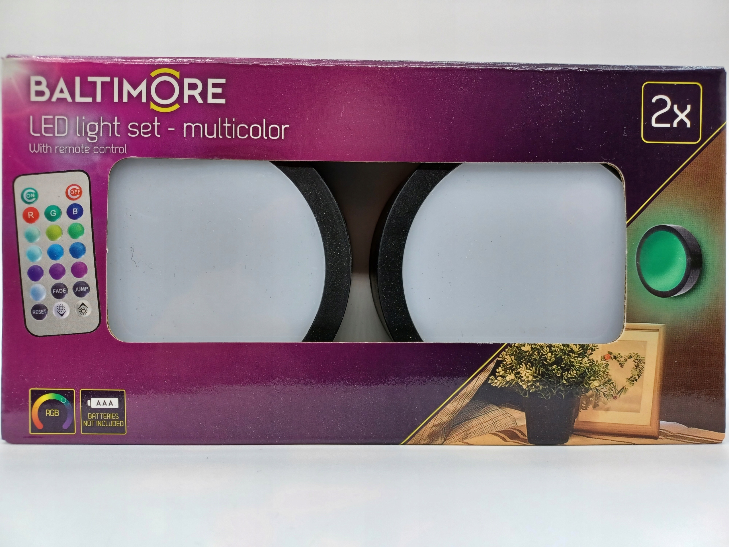 VEZETÉK NÉLKÜLI, TÖBBSZÍNŰ LED LÁMPÁK TÁVIRÁNYÍTÓVAL, ELEMES MŰKÖDÉSSEL ...