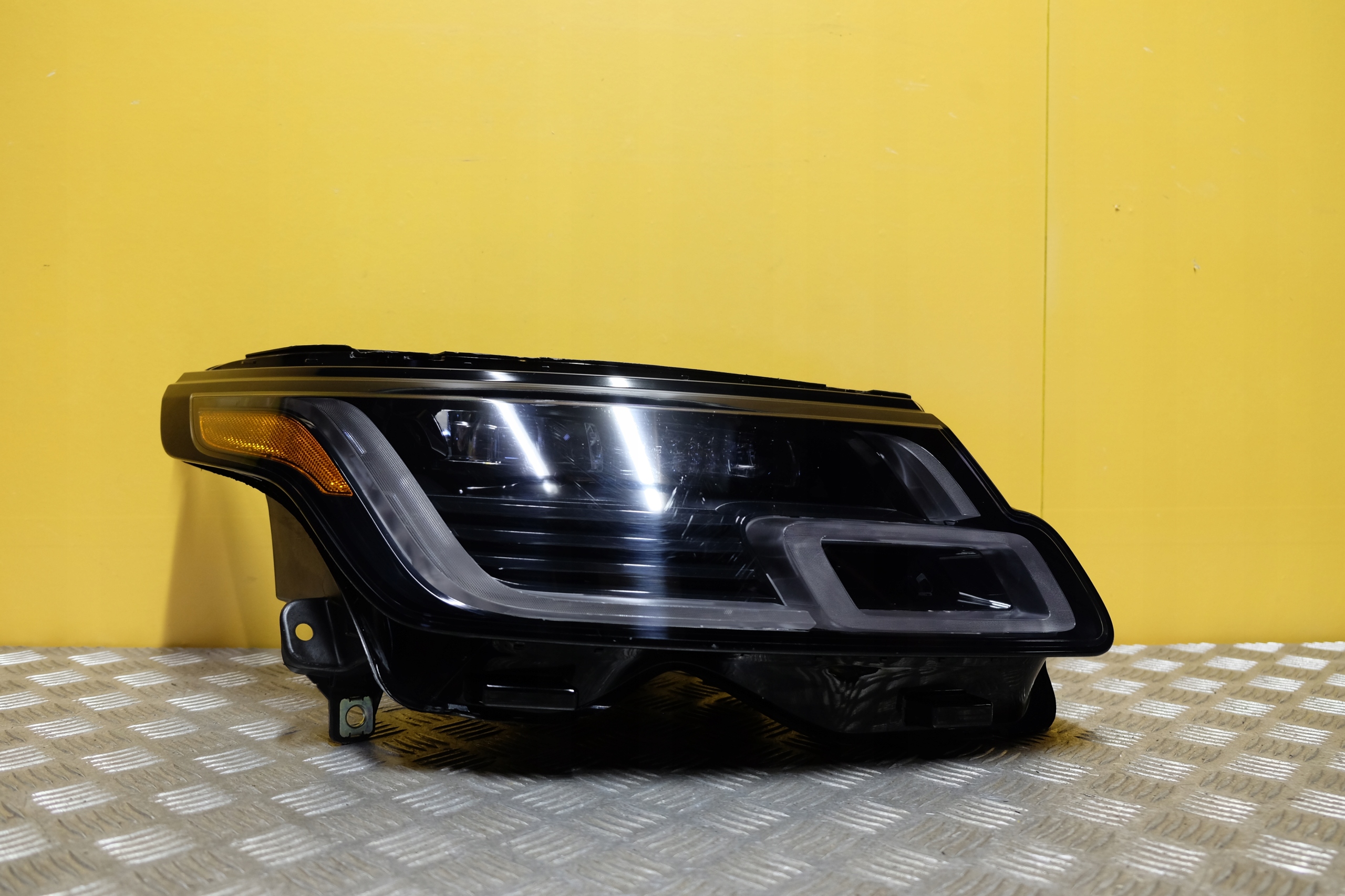 RANGE ROVER L405 VOGUE LIFT 2018- REFLEKTOR LAMPA LOW LED 11PIN PRAWA ...