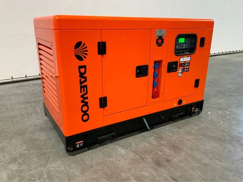 Agregat prądotwórczy stacjonarny trójfazowy Daewoo 13200 W olej ...