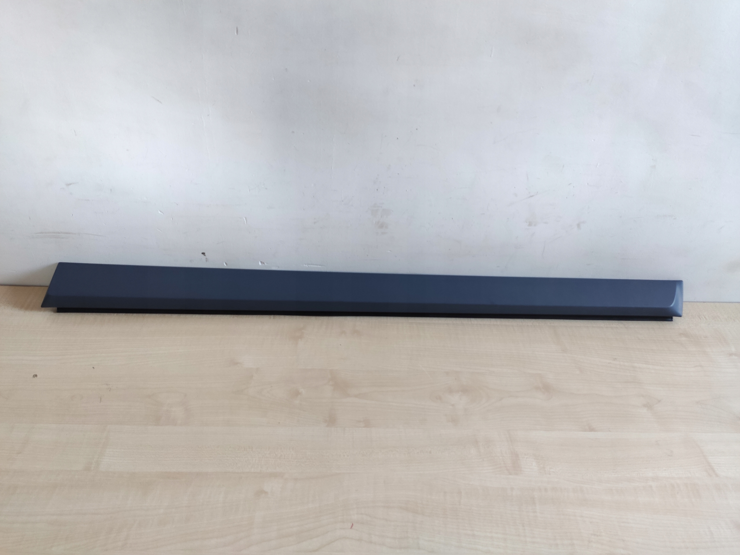 AUDI S6 C6 listwa na drzwi 4F0853960L prawy przód za 250.00PLN z Kraków ...