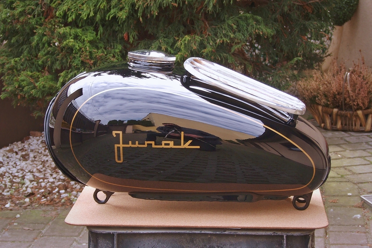 Junak M10 M07 zbiornik paliwa bak po renowacji szparunki nie WSK WFM ...