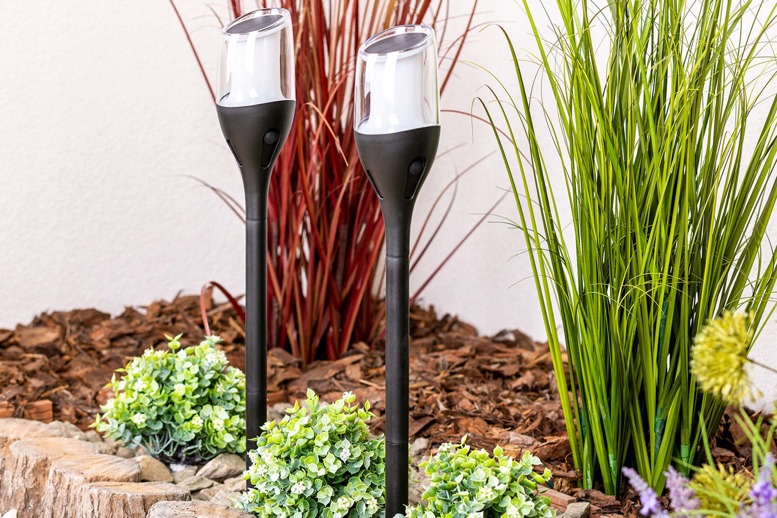 ECOLIGHT Solarna vrtna svetilka LED v zemljo PLAMEN 60cm | mimovrste=)