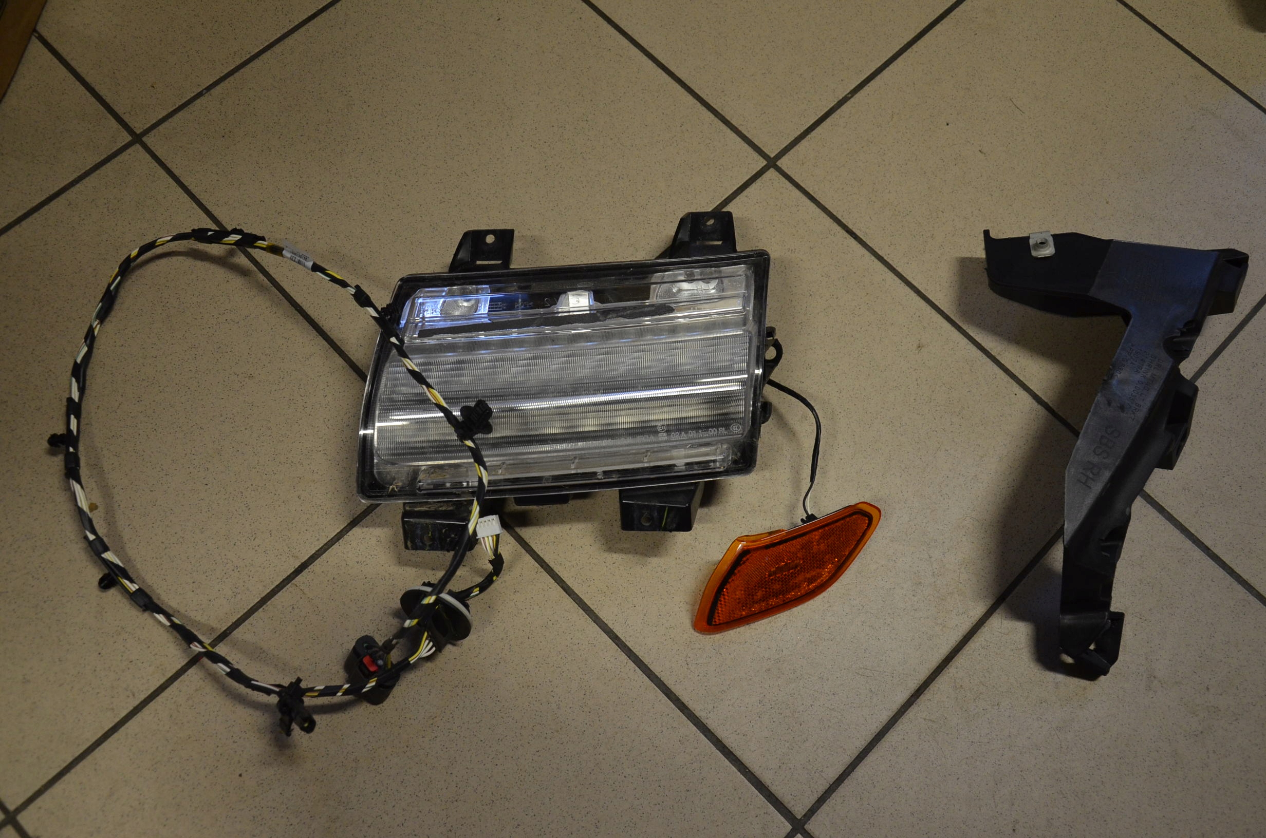 KOMPLET LAMPA KIERUNKOWSKAZ MOCOWANIE WRANGLER JL za 1280.00PLN z ...