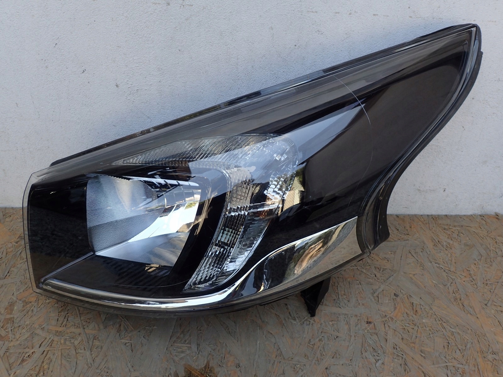 LAMPA LEWA REFLEKTOR LEWY OPEL VIVARO 2 II B 14- za z JASIENICA ...