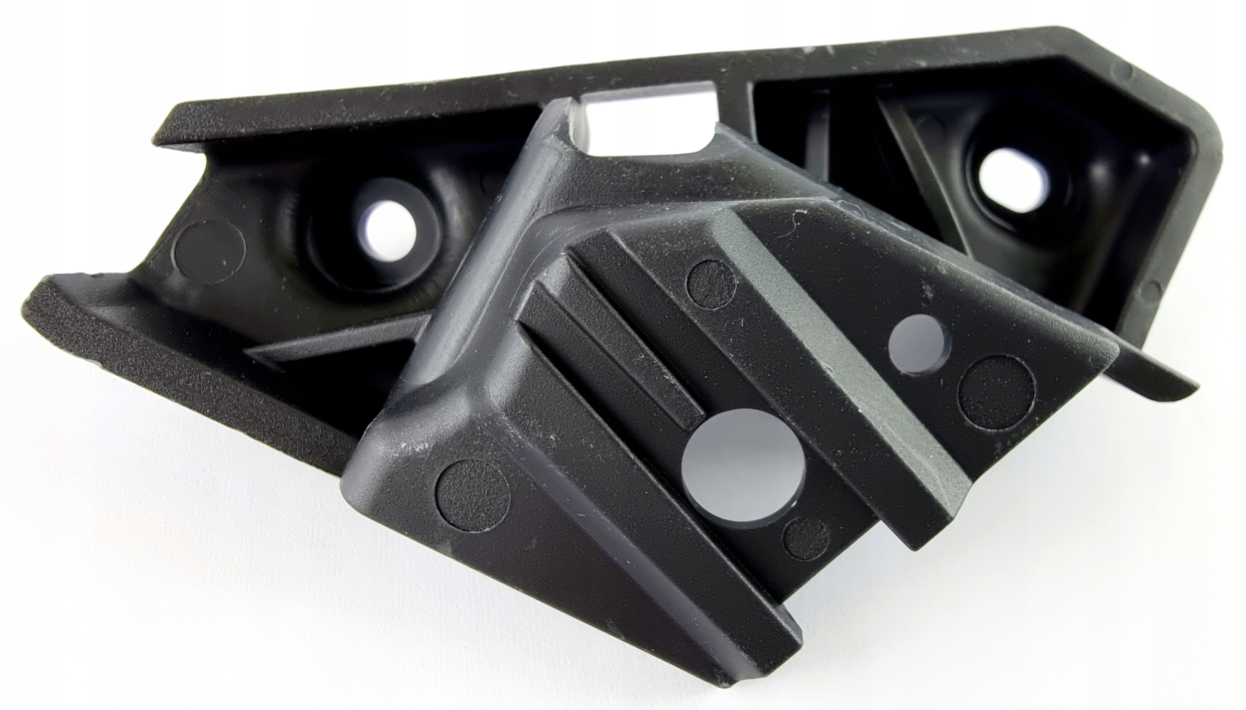 Mocowanie reflektora lewego Ford OE DS73-13A005-BA - porównaj ceny ...