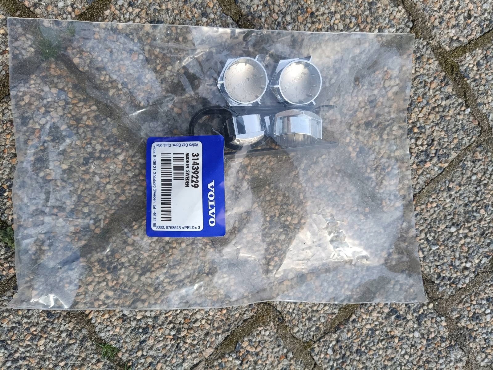 Nakrętki na śruby zabezpieczające VOLVO INSCRIPTION 31439229 za 38 zł z ...