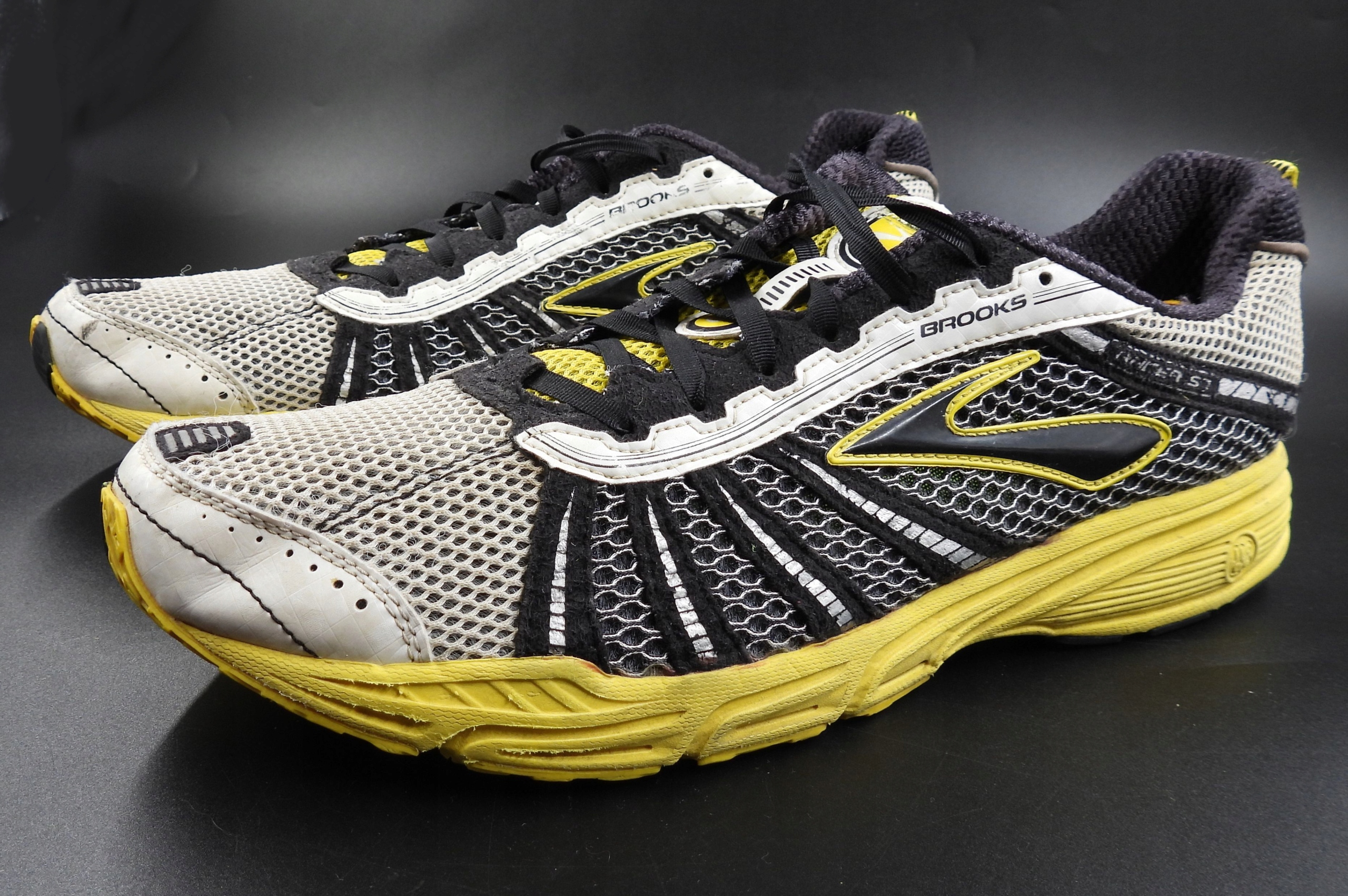 Brooks Racer ST 5 męskie buty sportowe 46 • Cena, Opinie • Sportowe ...