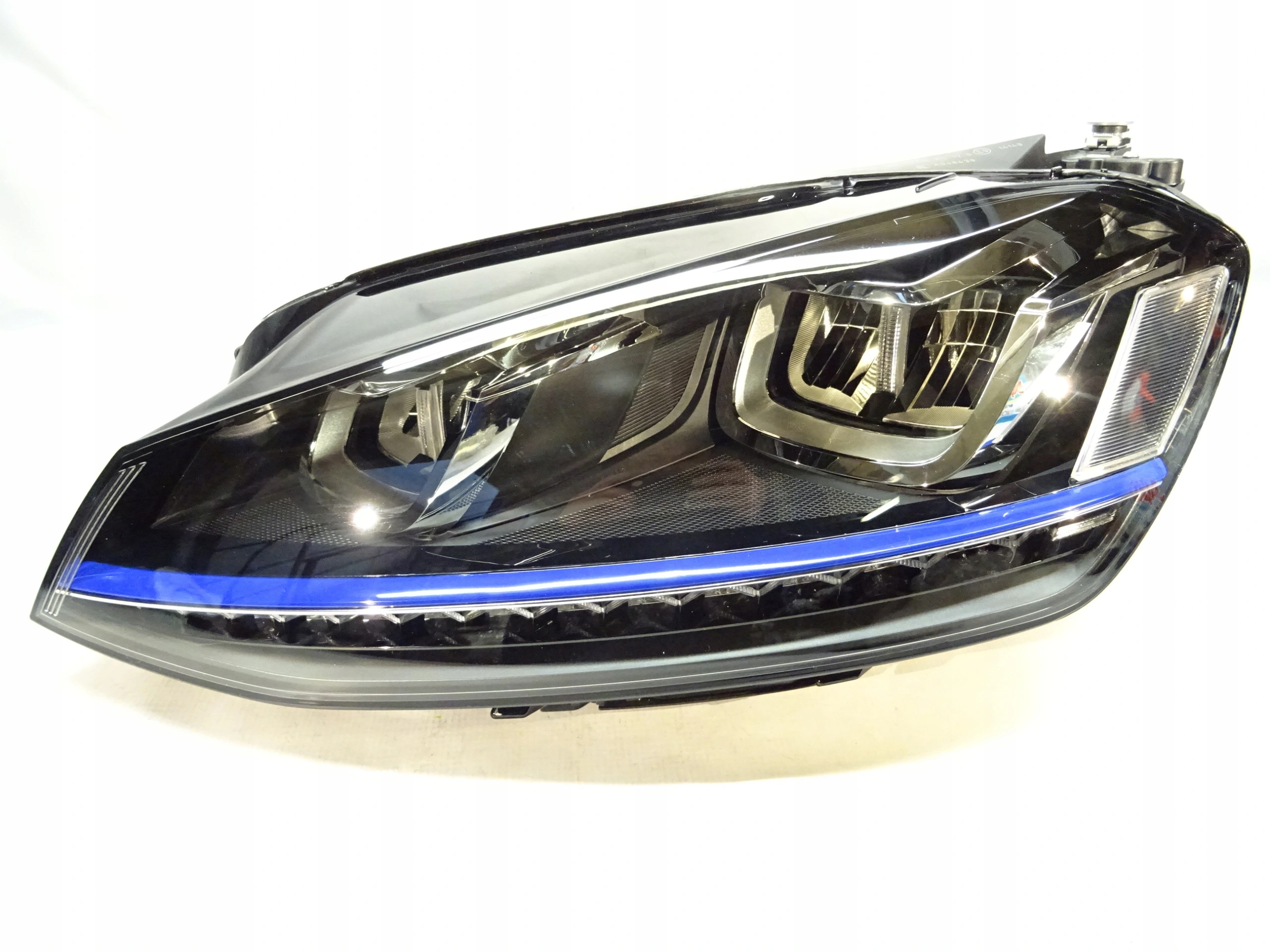 VW E-GOLF ФАРЫ ПОЛНЫЙ СВЕТОДИОДНЫЙ 5GE941035 5GE941036 купить в Украине ...