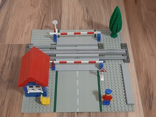 LEGO 7834 Level Crossing Manual UNIKAT 1980 r TRAIN POCIĄG • Cena ...