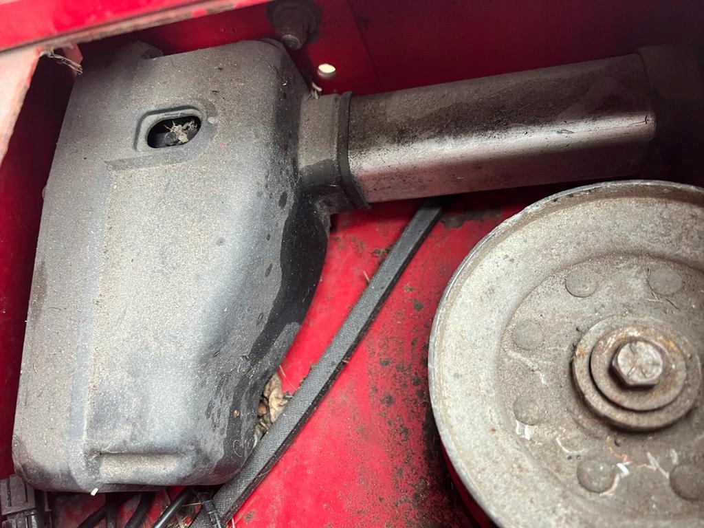 Pohon zametacího stroje countax A2050 traktor echo za 3532 Kč - Allegro