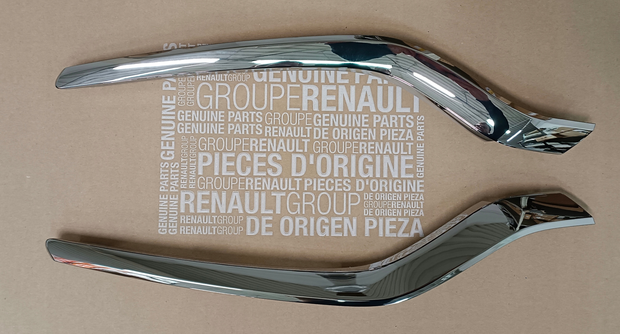 RENAULT CAPTUR II GRILL ATRAPA CHROM LEWY PRZÓD za 300.00PLN z Poznań ...